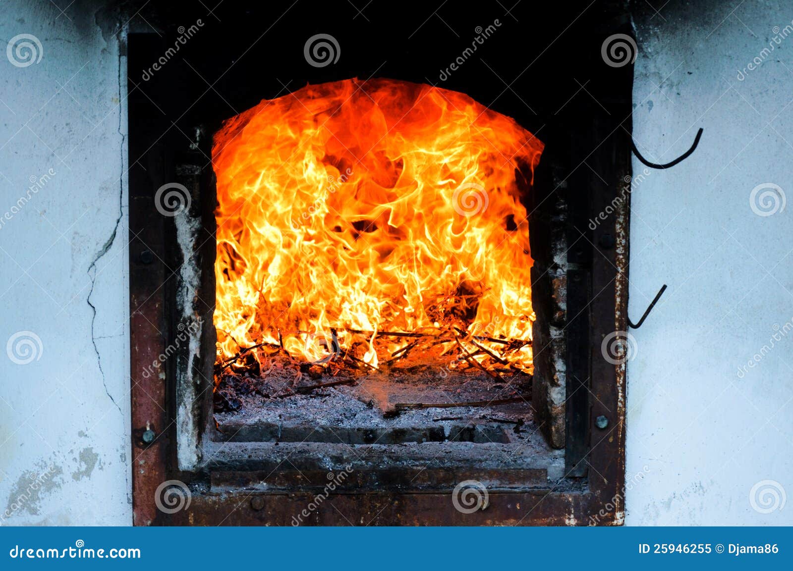 Indoor fire stock image. Image of campfire, fuego, energy - 25946255