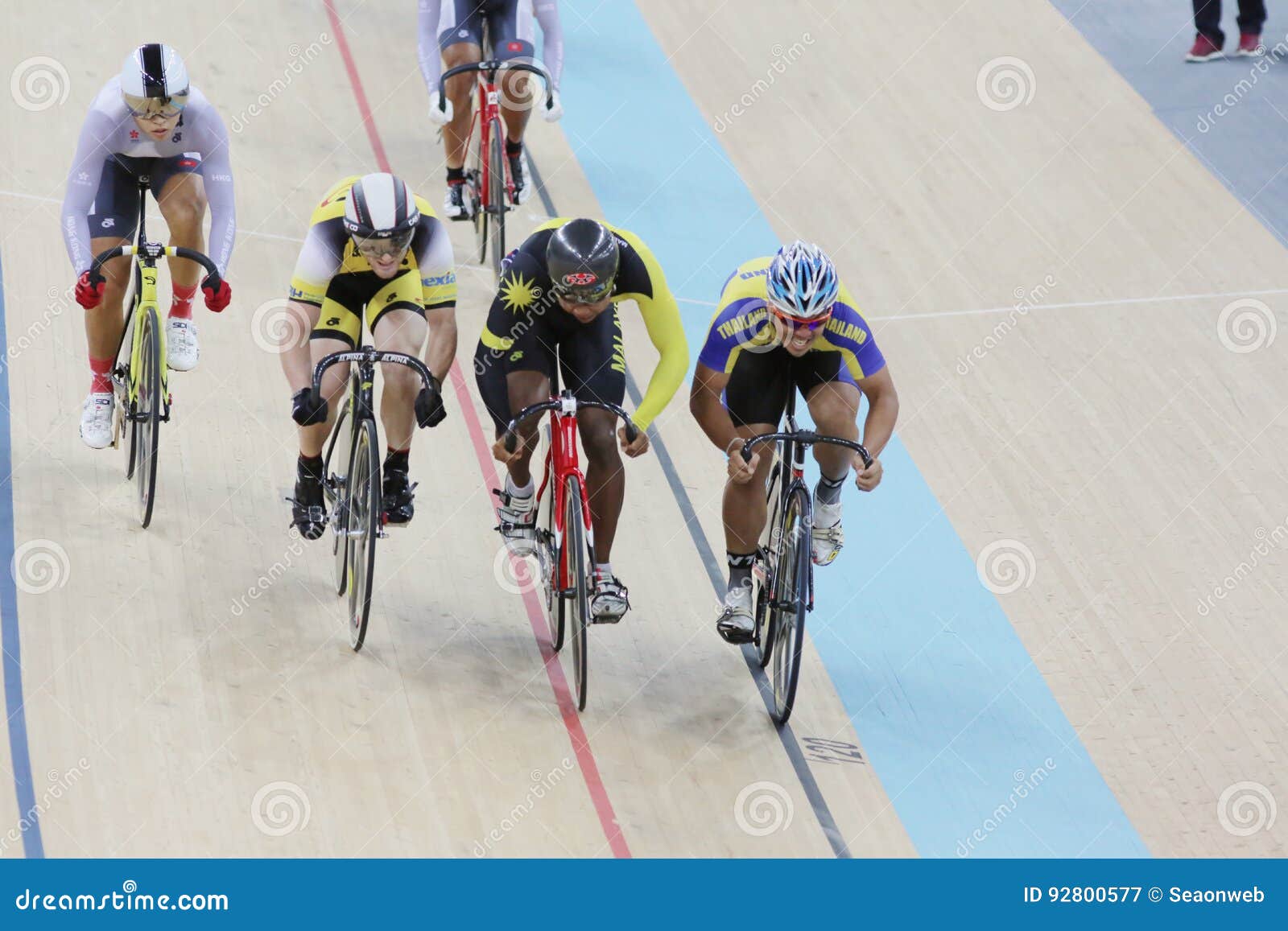 Indoor track cycling editorial photography. Image of effort - 92800577