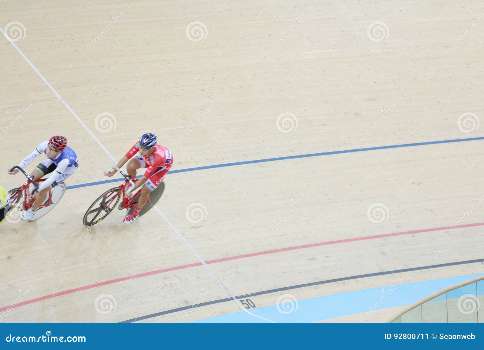 Indoor track cycling editorial photo. Image of blur, ride - 92800711