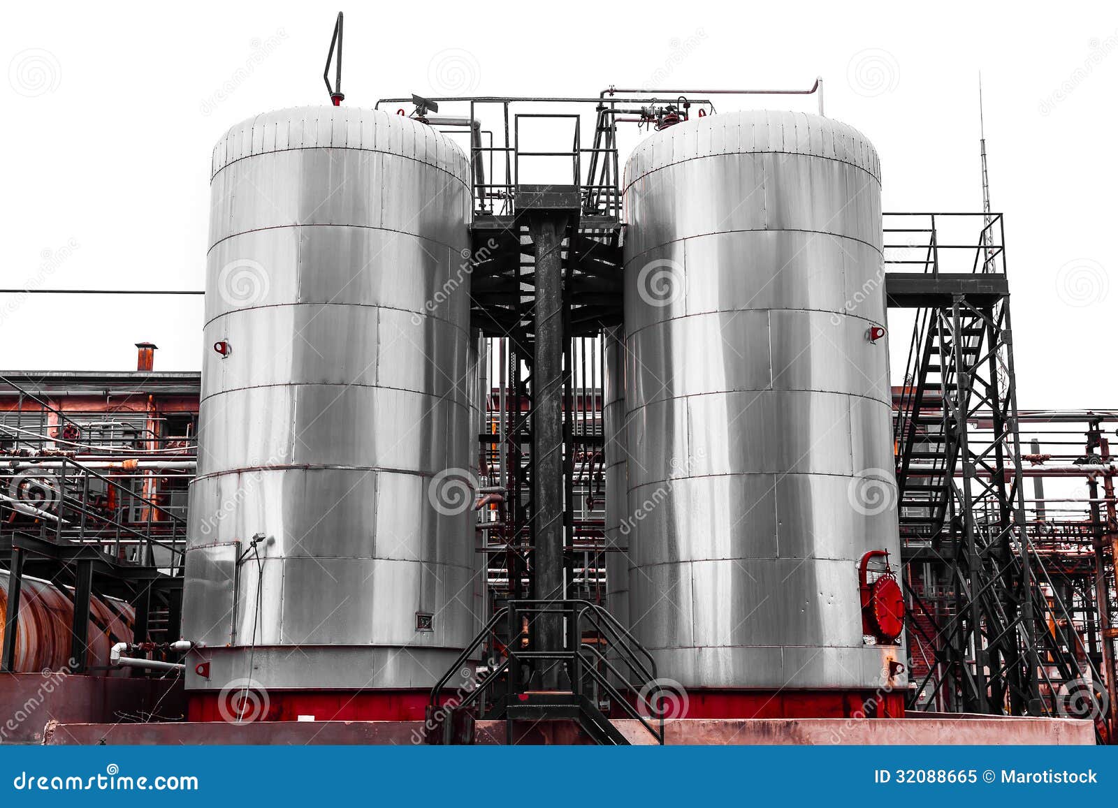 Industriële Chemische Opslag Stock Afbeelding - Image of buisleidingen ...