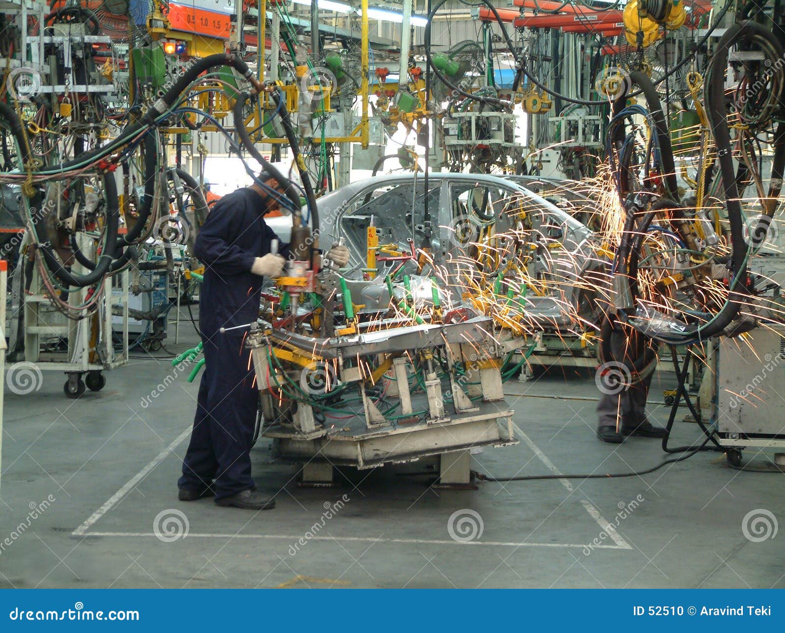 Industria automotriz foto de archivo. Imagen de coches, soldadura - 52510