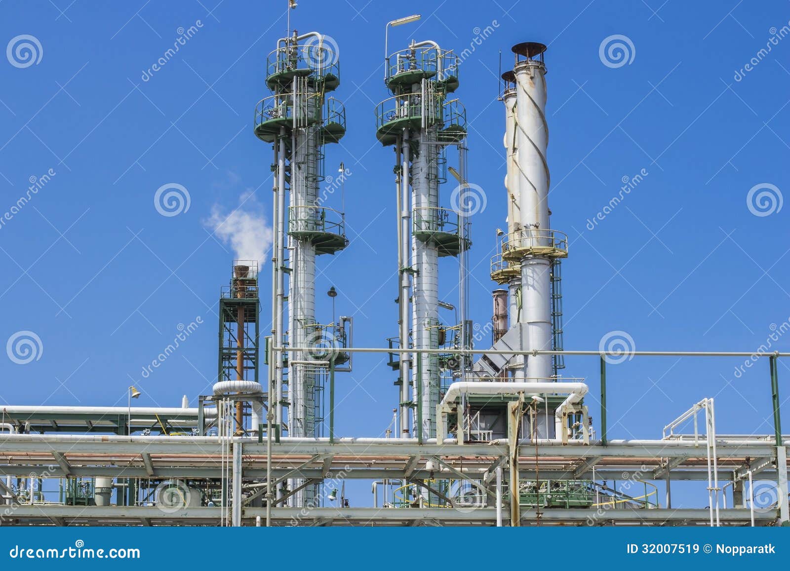 Industrial column stock image. Image of energy, petrochemical - 32007519