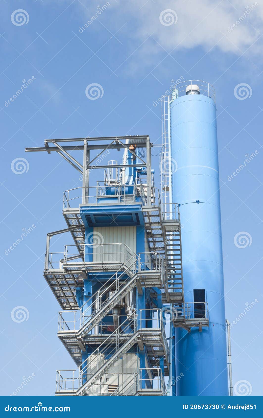 Industrial columns stock photo. Image of reactor, industries - 20673730
