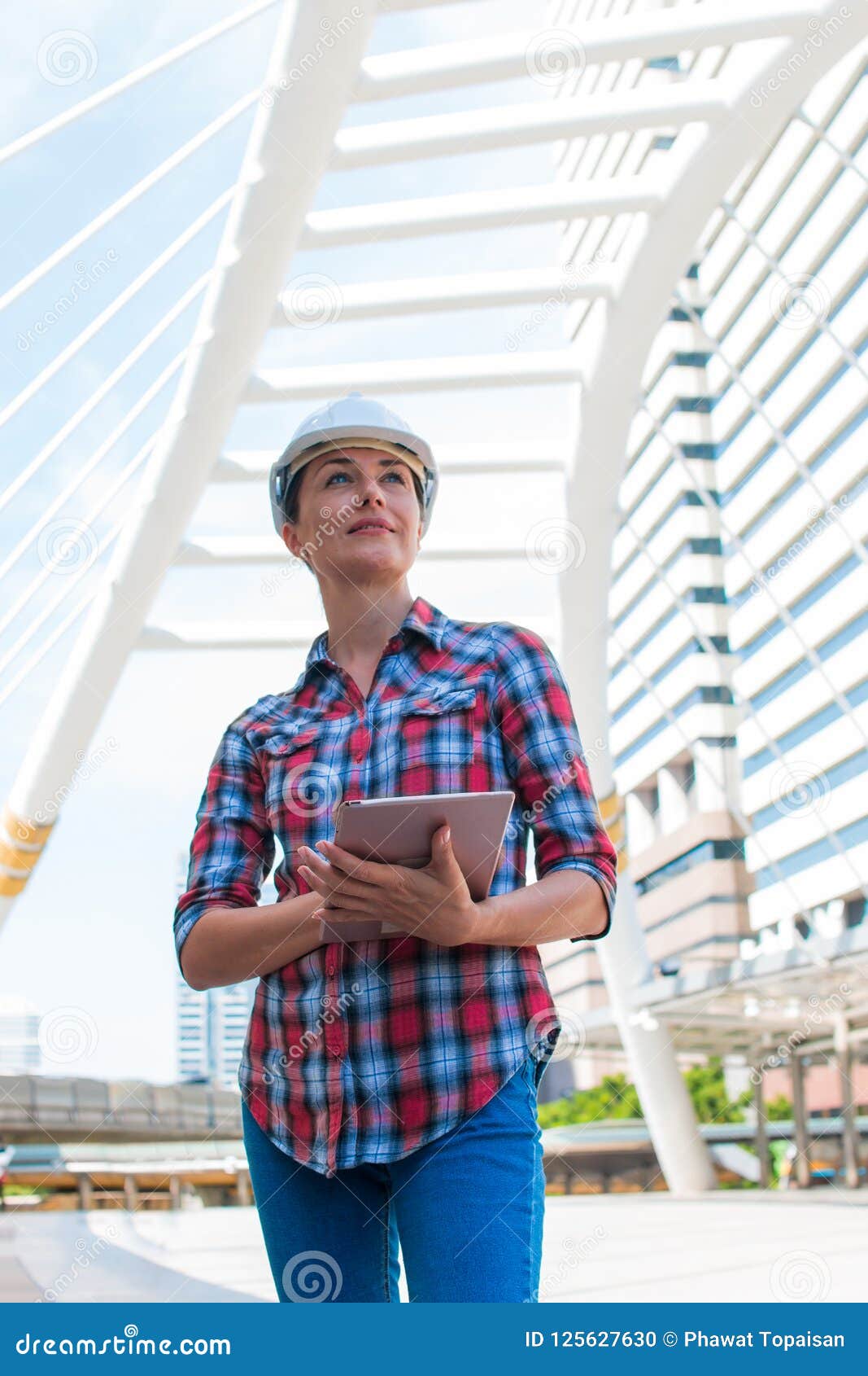 Industrial Construction Engineer Wear Safety Helmet Engineering Working ...