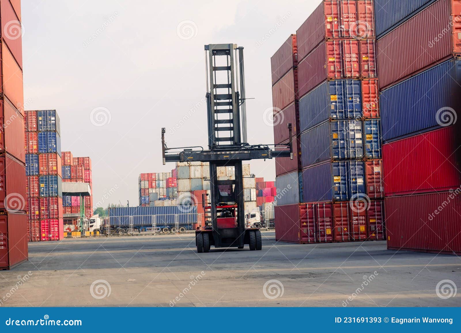 Industrial Container Forklift Trucks for Logistics, Import, Export ...