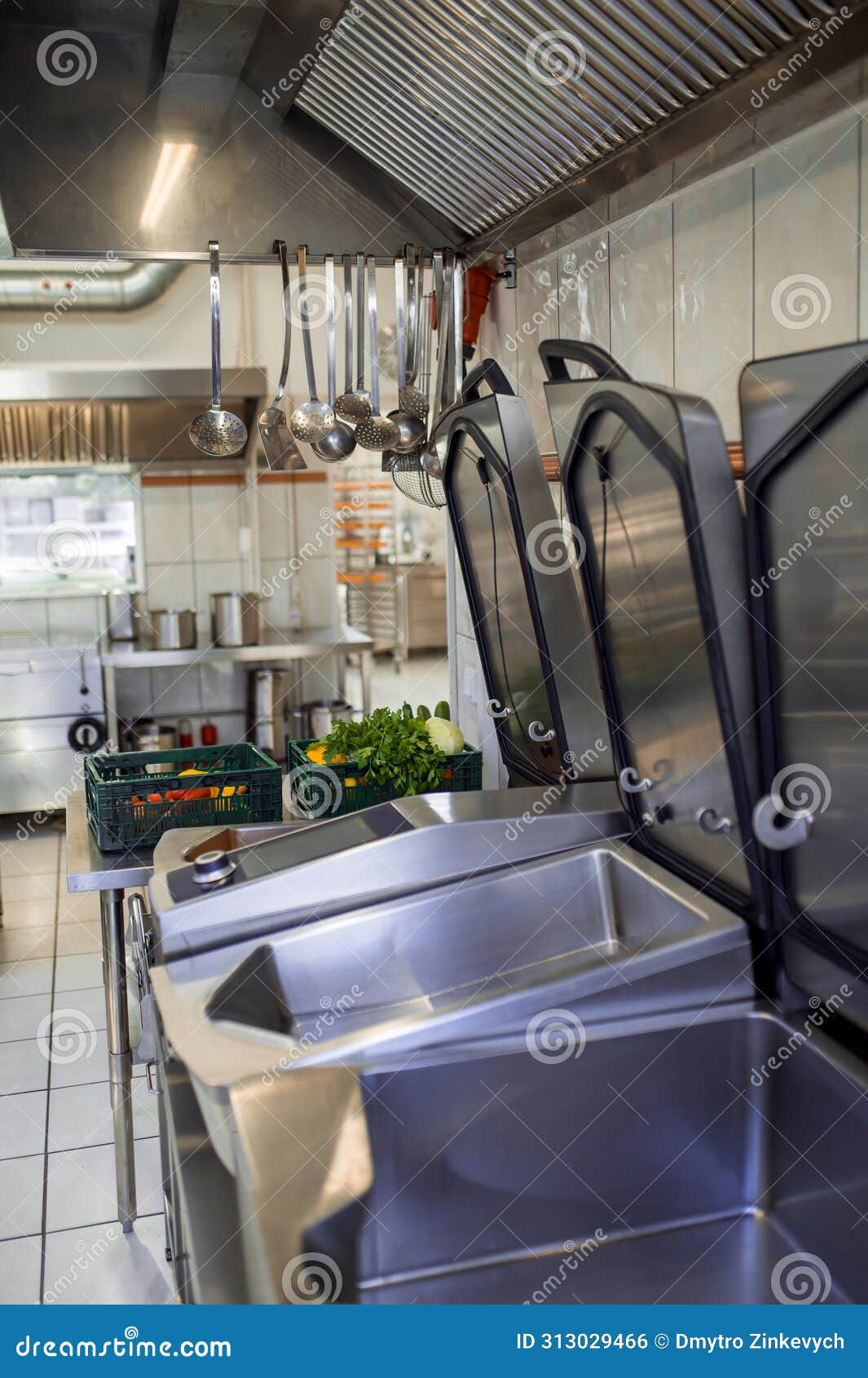 Industrial Dishwasher in Restaurant Kitchen Washing Dishes Stock Photo ...