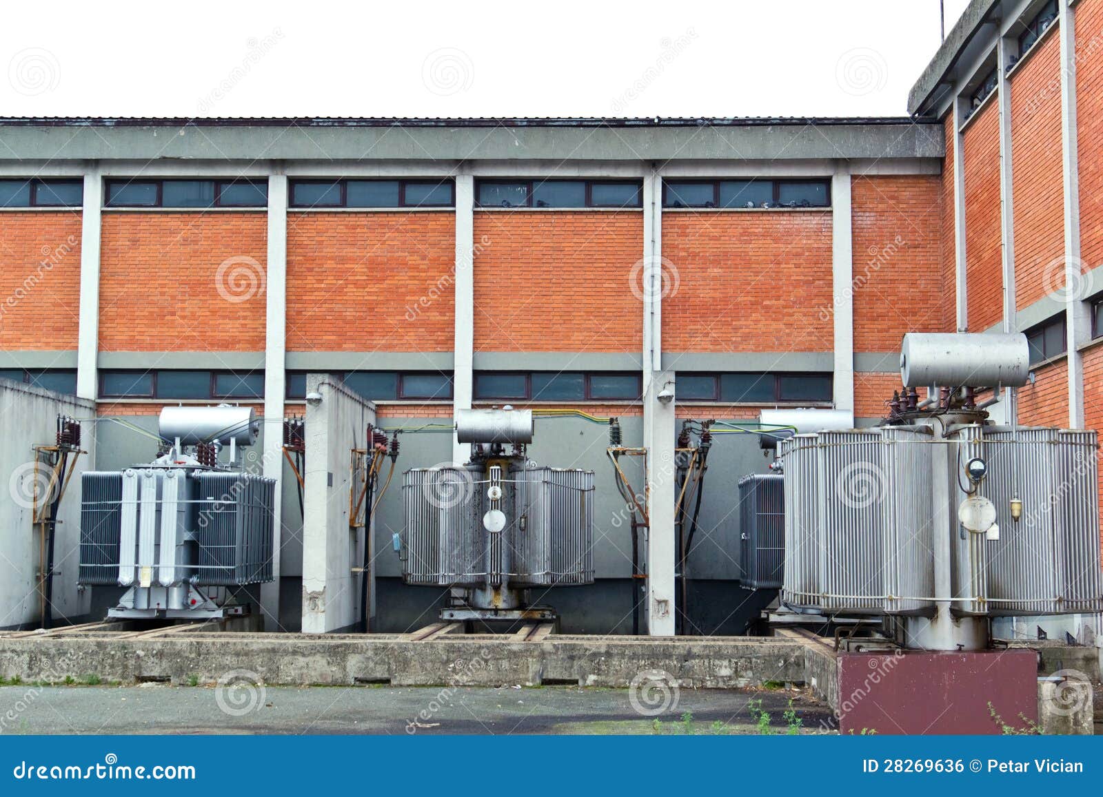 Industrial Factory Building Stock Photo - Image of mechanized, center ...