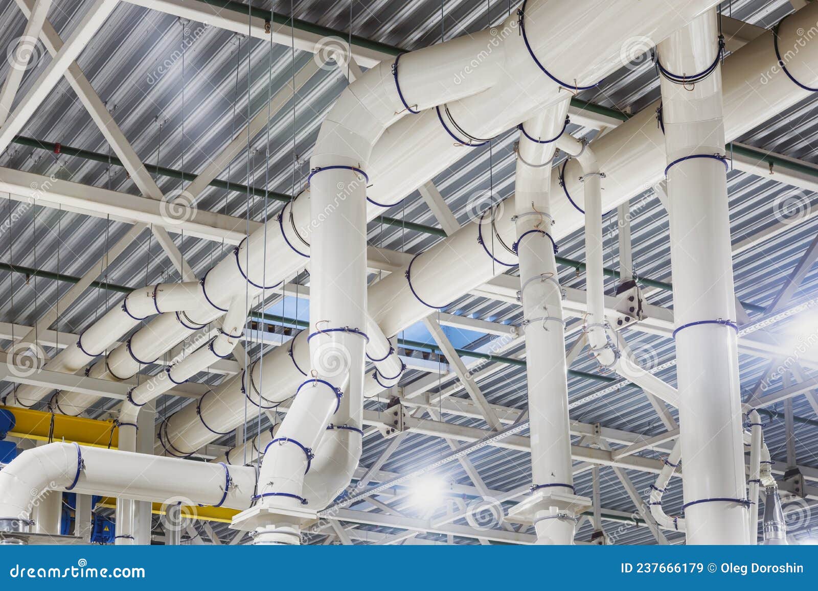 Industrial Factory Ceiling with Flow Distribution of Ventilation Stock ...
