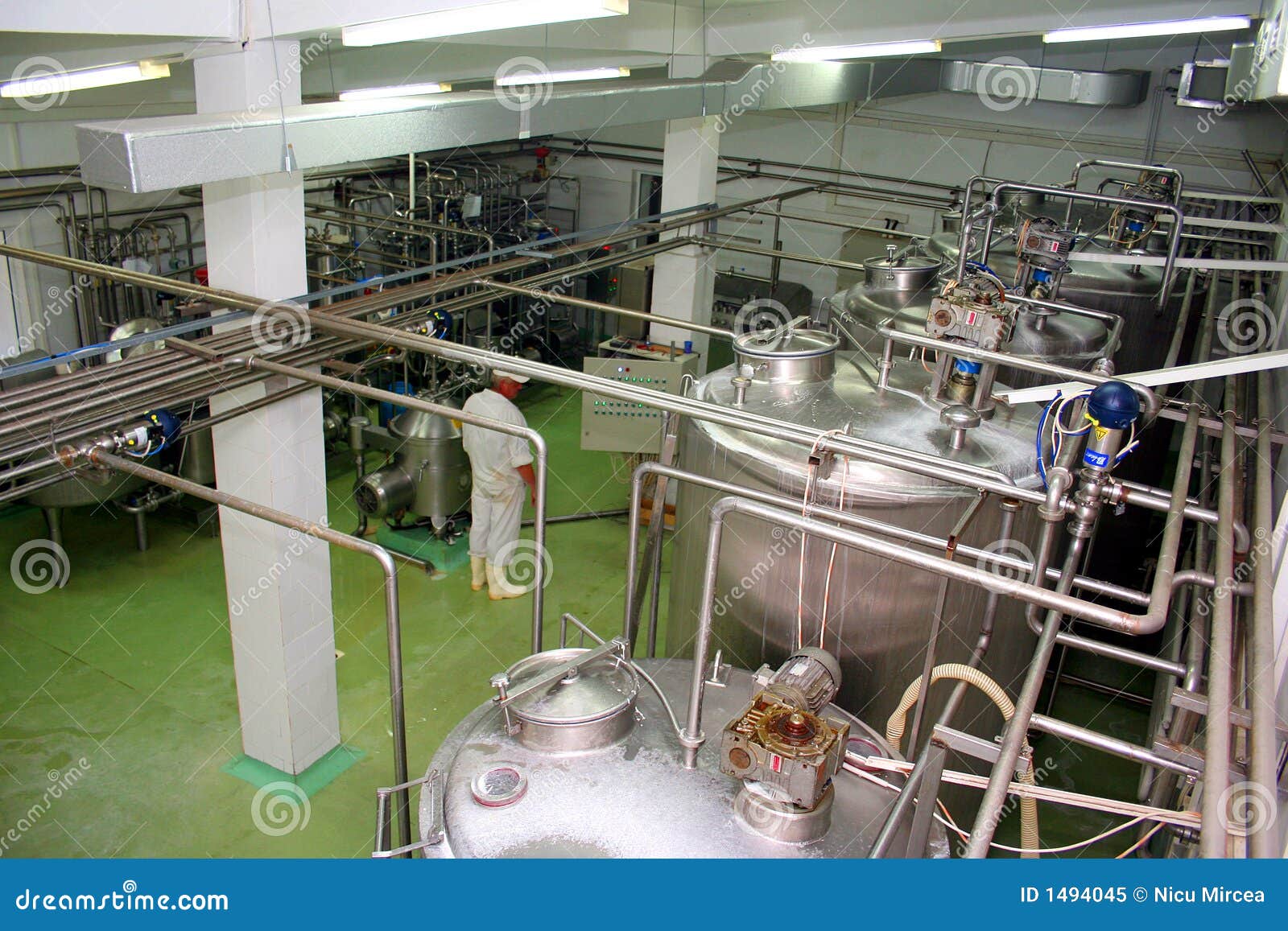 INDUSTRIAL LIQUID STORAGE TANKS Stock Image - Image of heavy, machinery ...