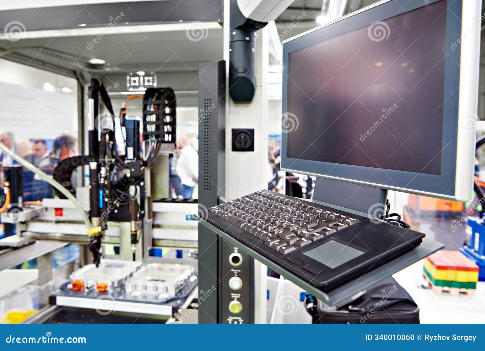 Industrial Machine Automated Tightening Cell with Control Panel Stock ...