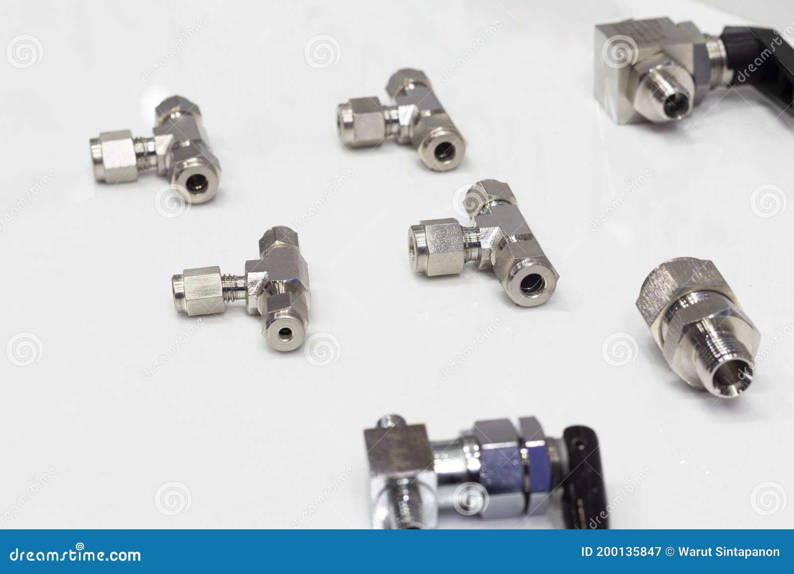 Industrial Metal Pipe Connectors, Adapters ; Engineering Backgound ...