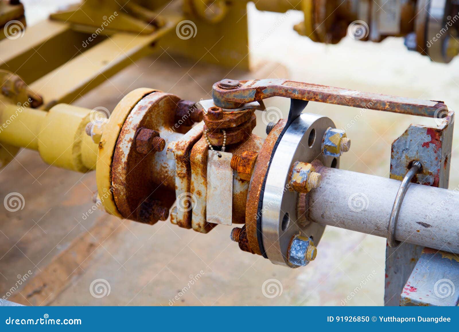Industrial Pipe Valve / Gate Valve Stock Photo - Image of construction ...