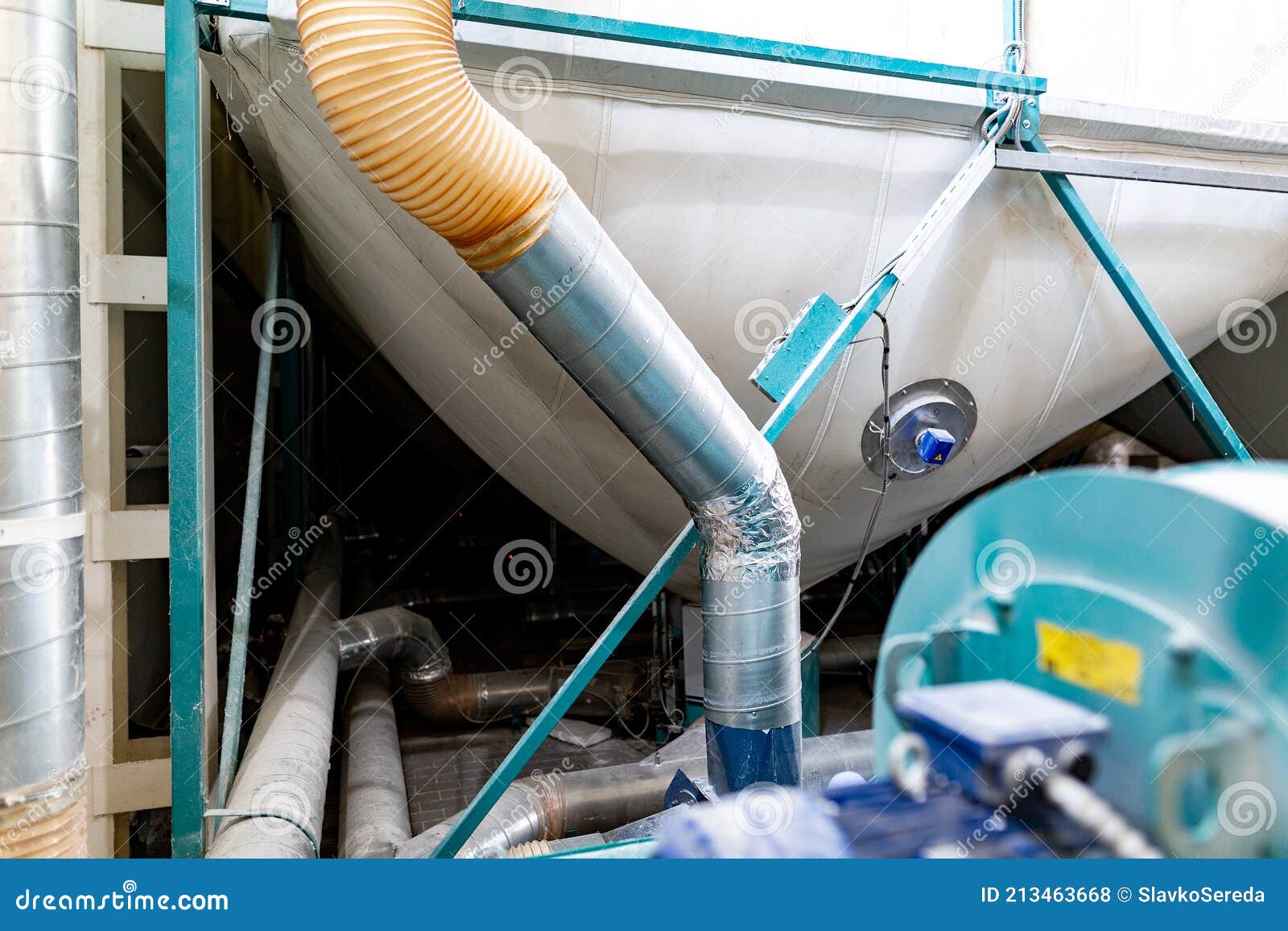 Industrial Production of Polystyrene Foam Insulation Panels or Plates ...