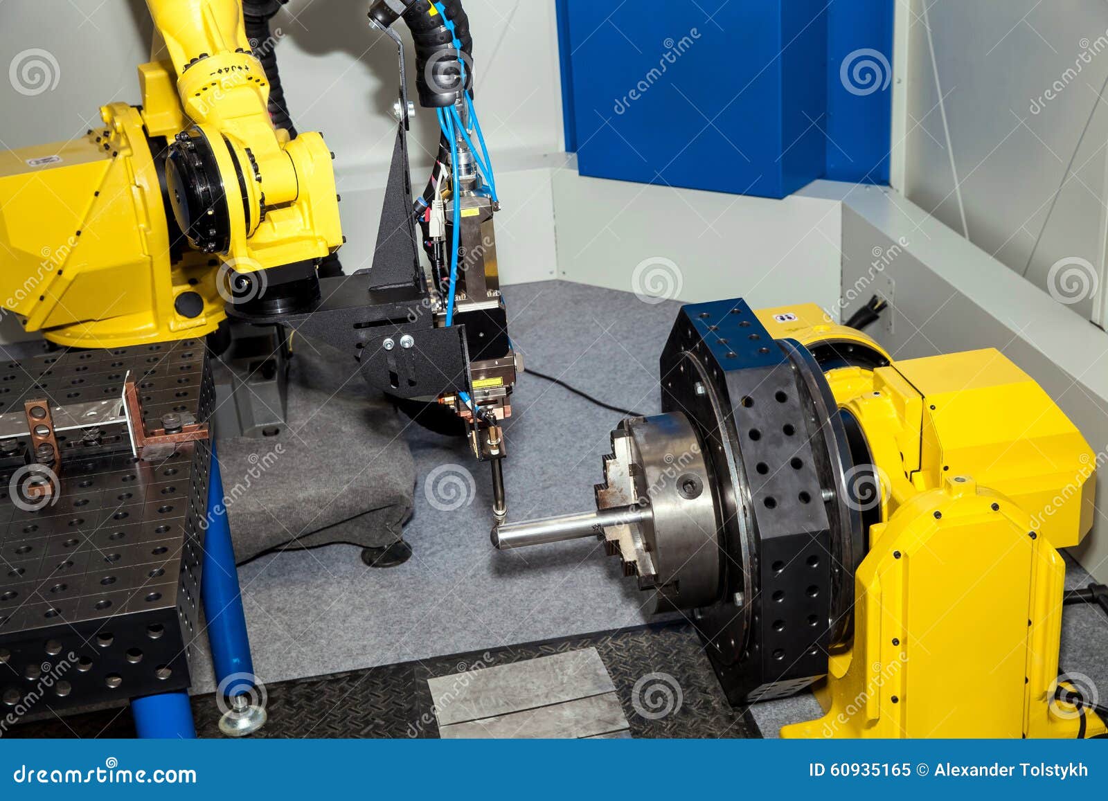 Metal Processing On A Lathe Stock Photo | CartoonDealer.com #9360564