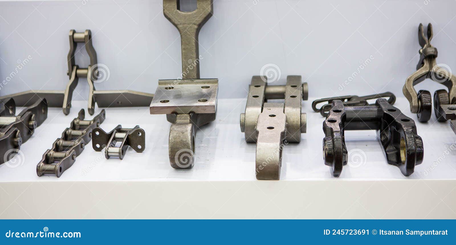 Industrial Roller Chain Parts Stock Image - Image of power, connect ...