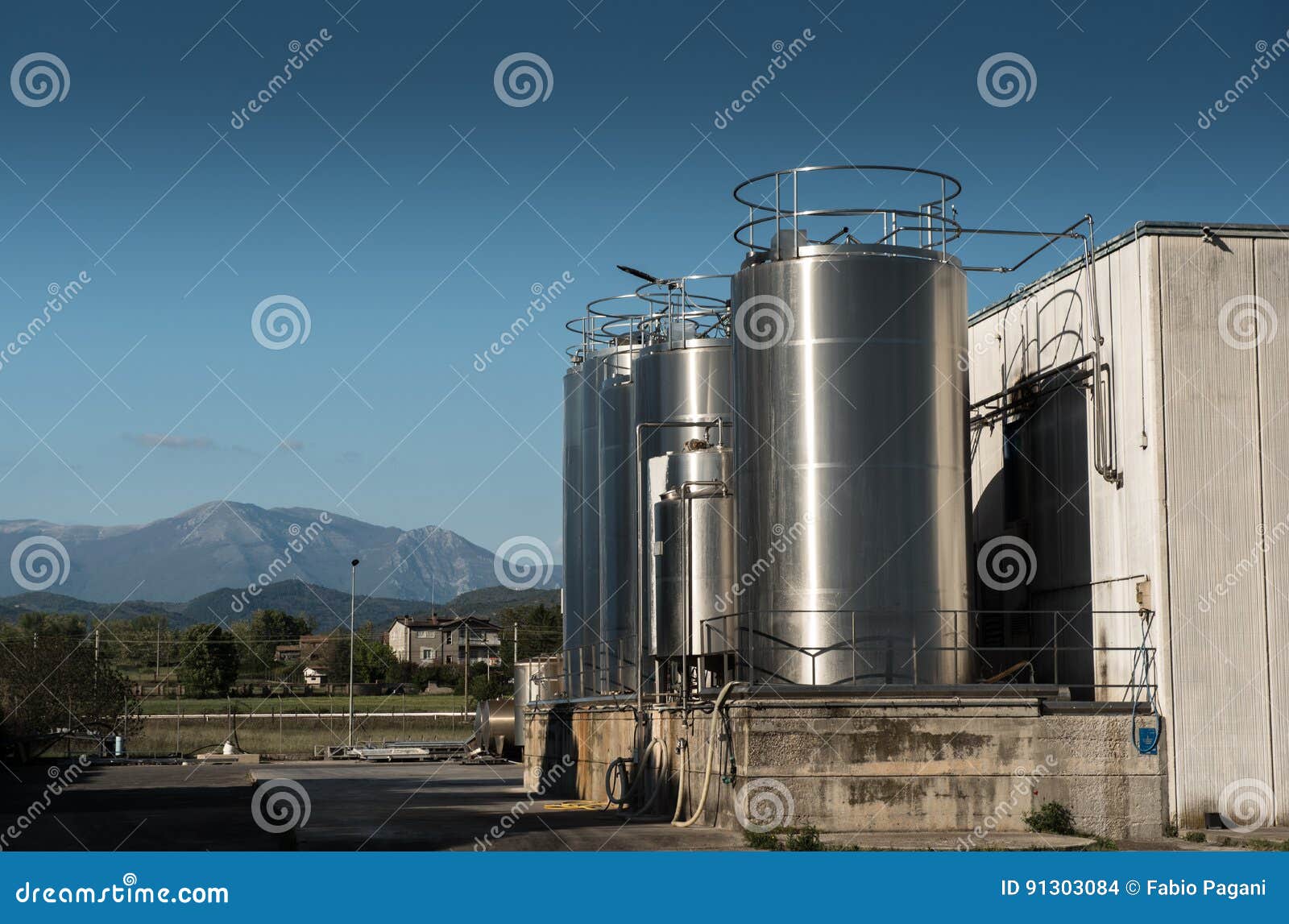 Industrial Silos Storage Structures Editorial Stock Image - Image of ...