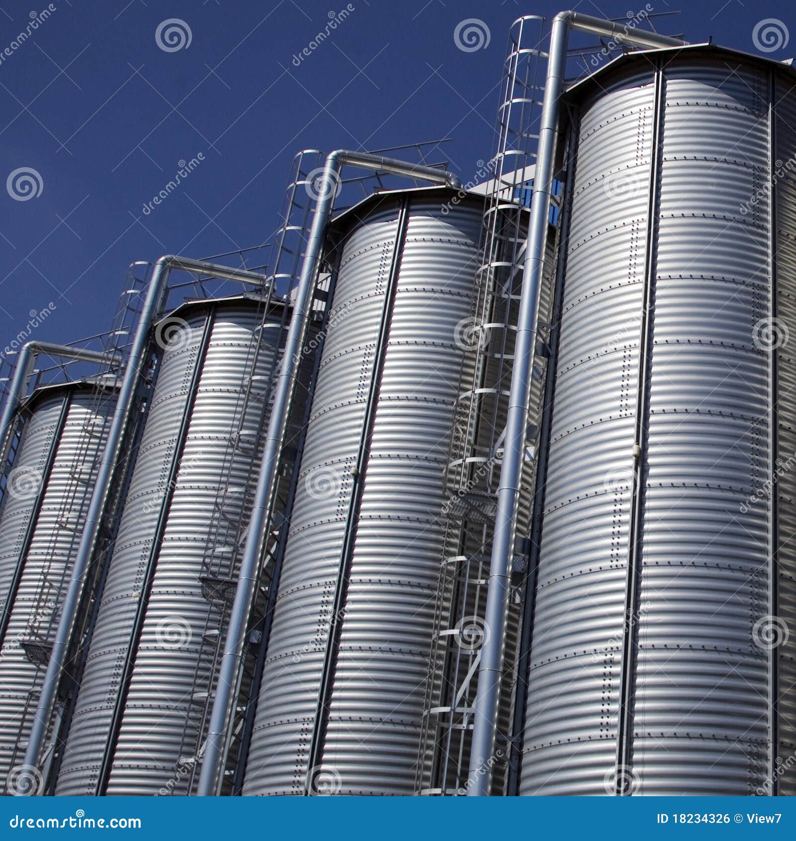 Industrial Gas Storage Tank Isolated On White Background. LNG Or ...