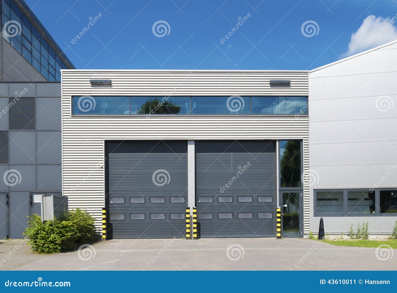 Industrial unit stock image. Image of cladding, dock - 43610011