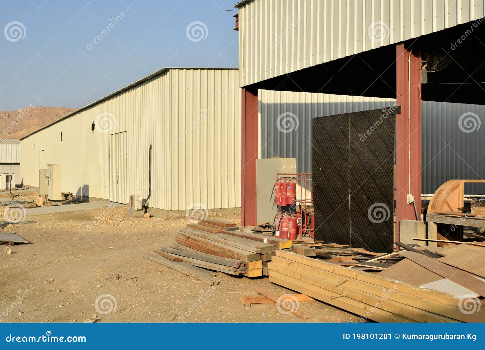 Industrial Warehouse Construction and Outdoor View of the Roof Ceiling ...
