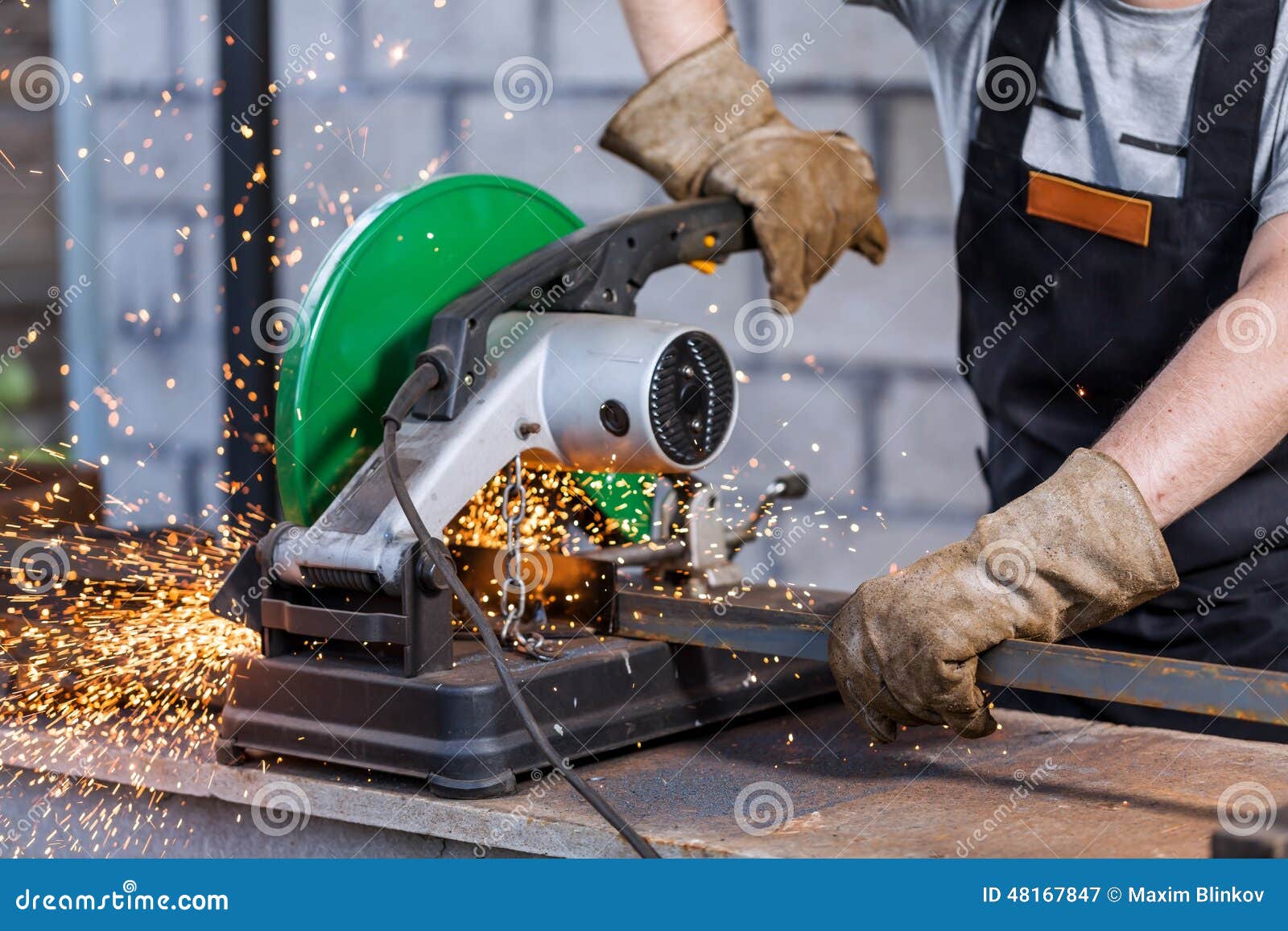 Industrial Worker Cutting Metal Stock Image - Image of repair, laborer ...