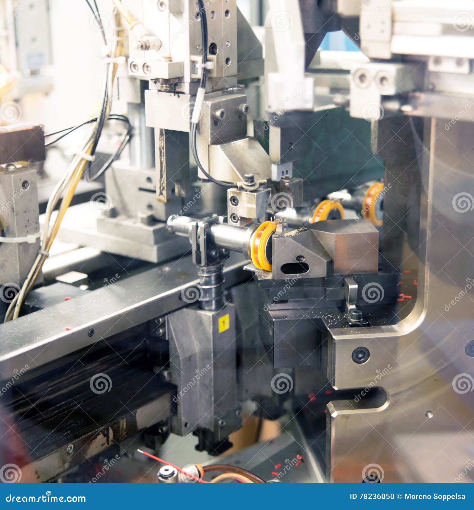 Industrielle Automatisierung Stockfoto - Bild von futuristisch ...