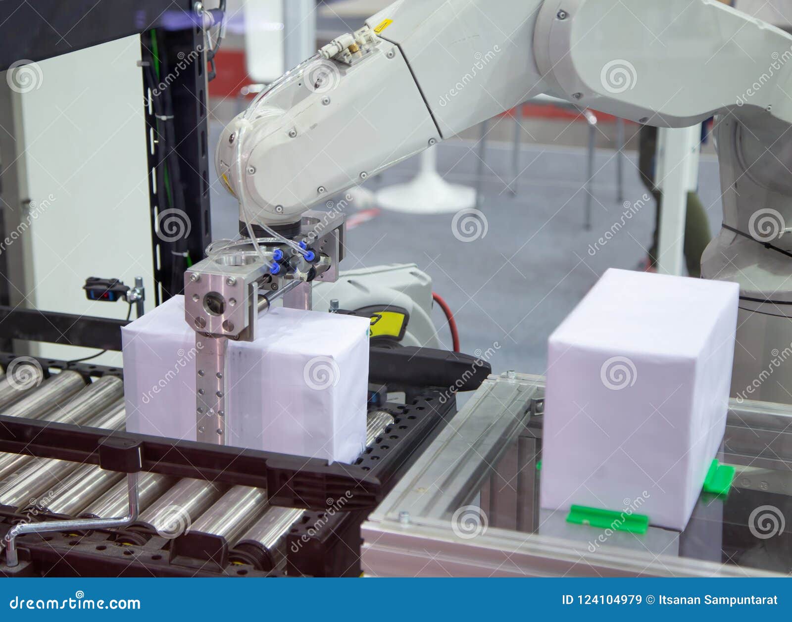 Robot Arm Loading Unloading Object Stock Image Image Of Device 3779
