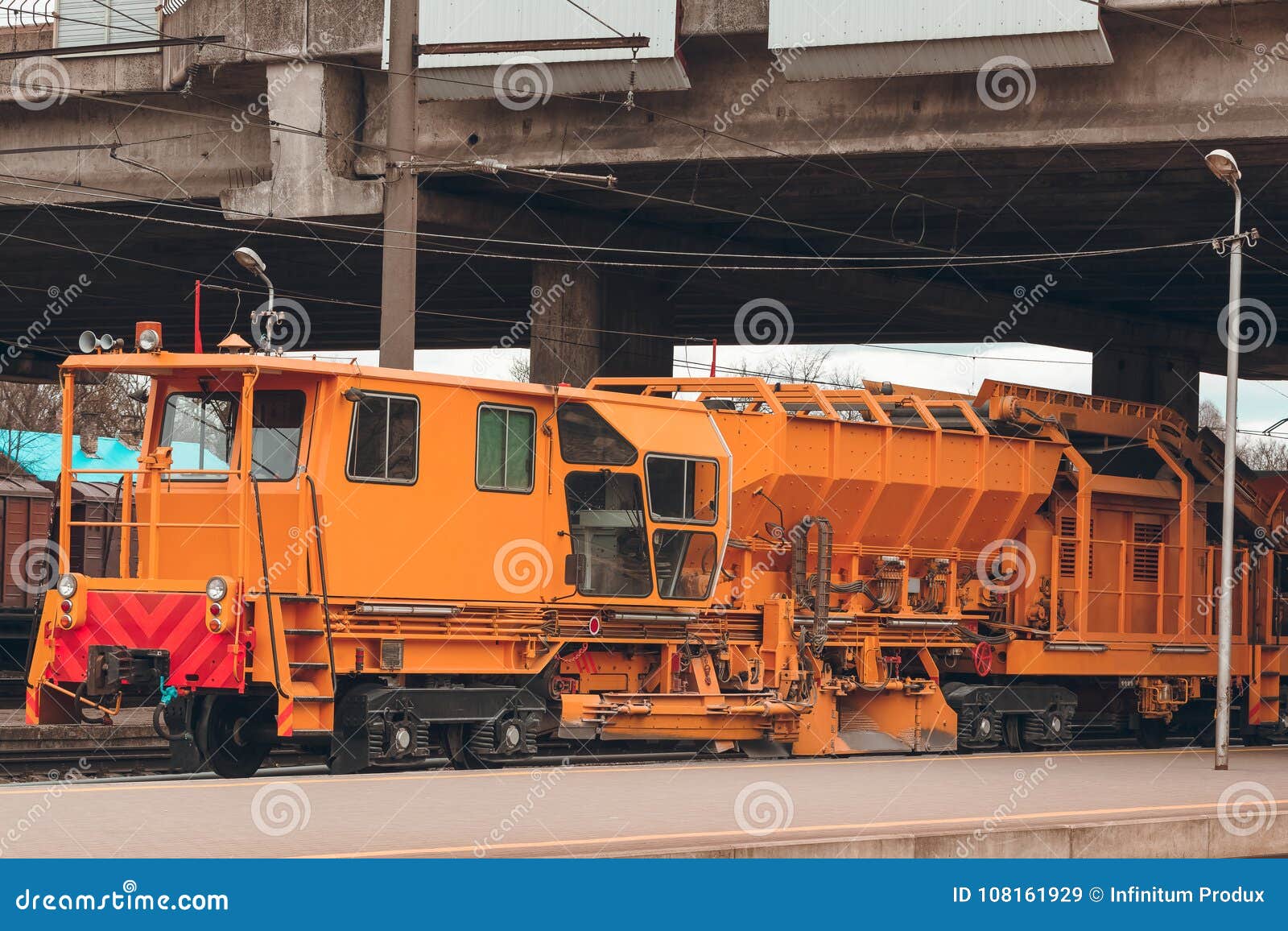 Industry repair train stock image. Image of engineering - 108161929