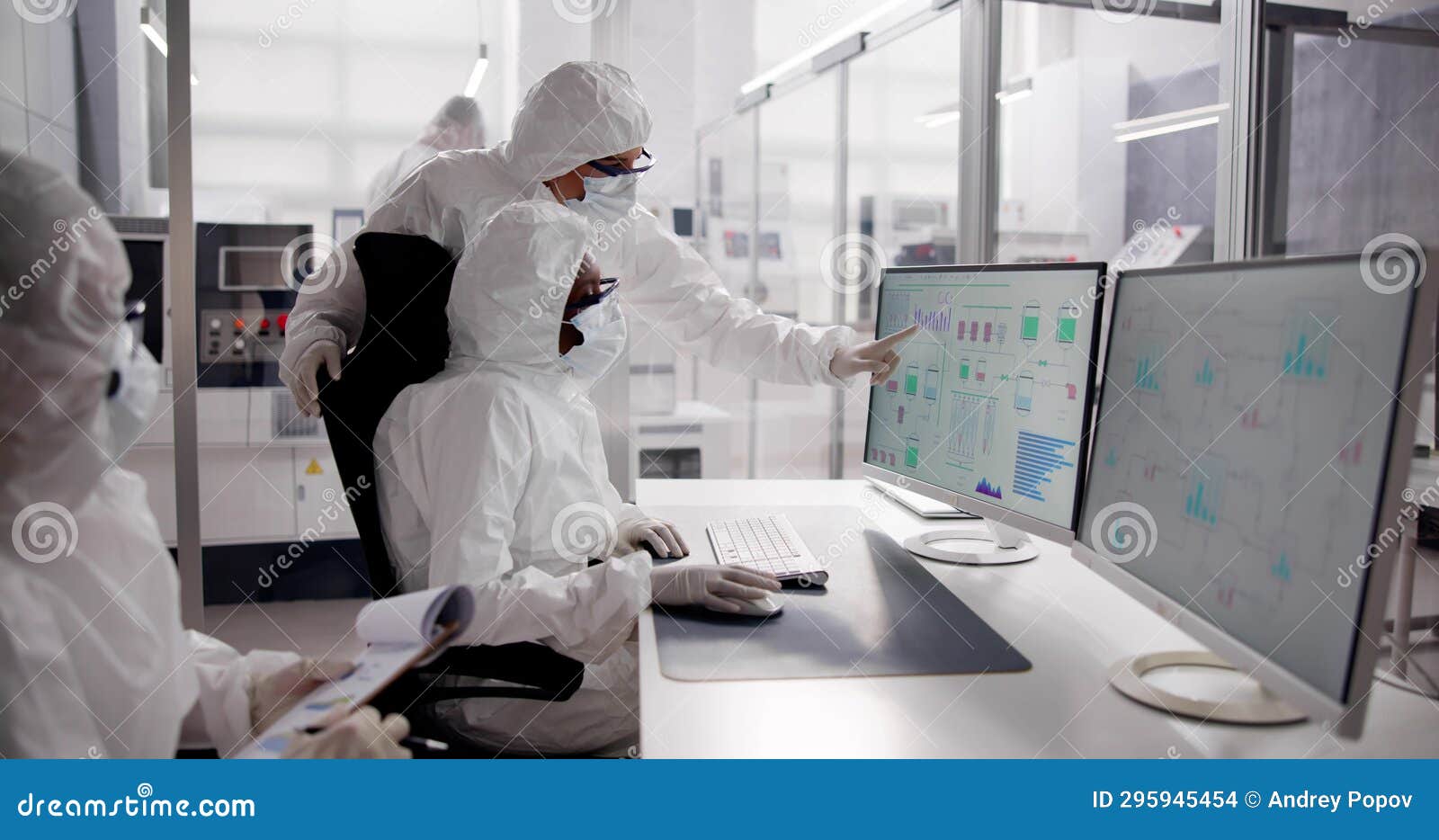 Industry Software Project at Computer Stock Illustration - Illustration ...