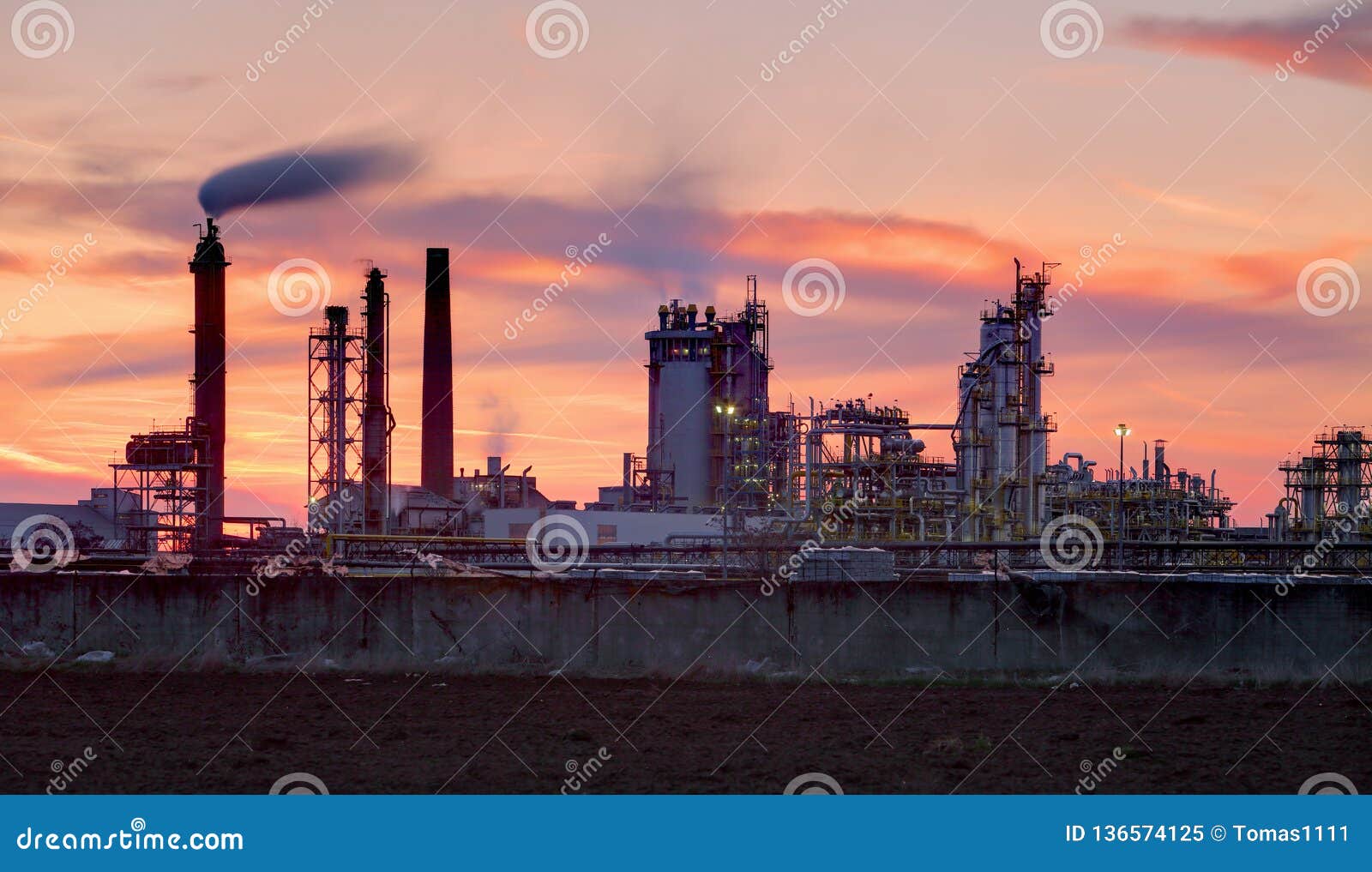 Industry at Sunset with Refinery Stock Image - Image of environmental ...