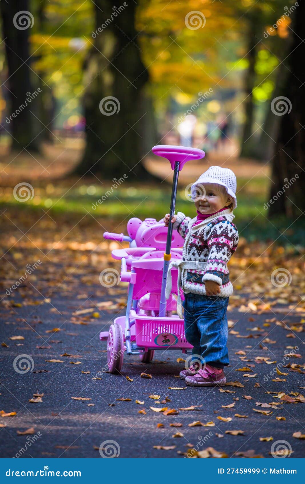 Infant baby girl in park stock image. Image of forest - 27459999