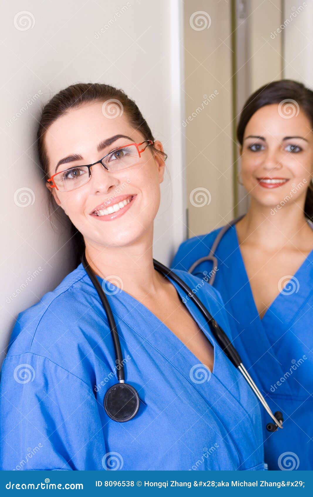 Infermiere fotografia stock. Immagine di infermiera, clinico - 8096538