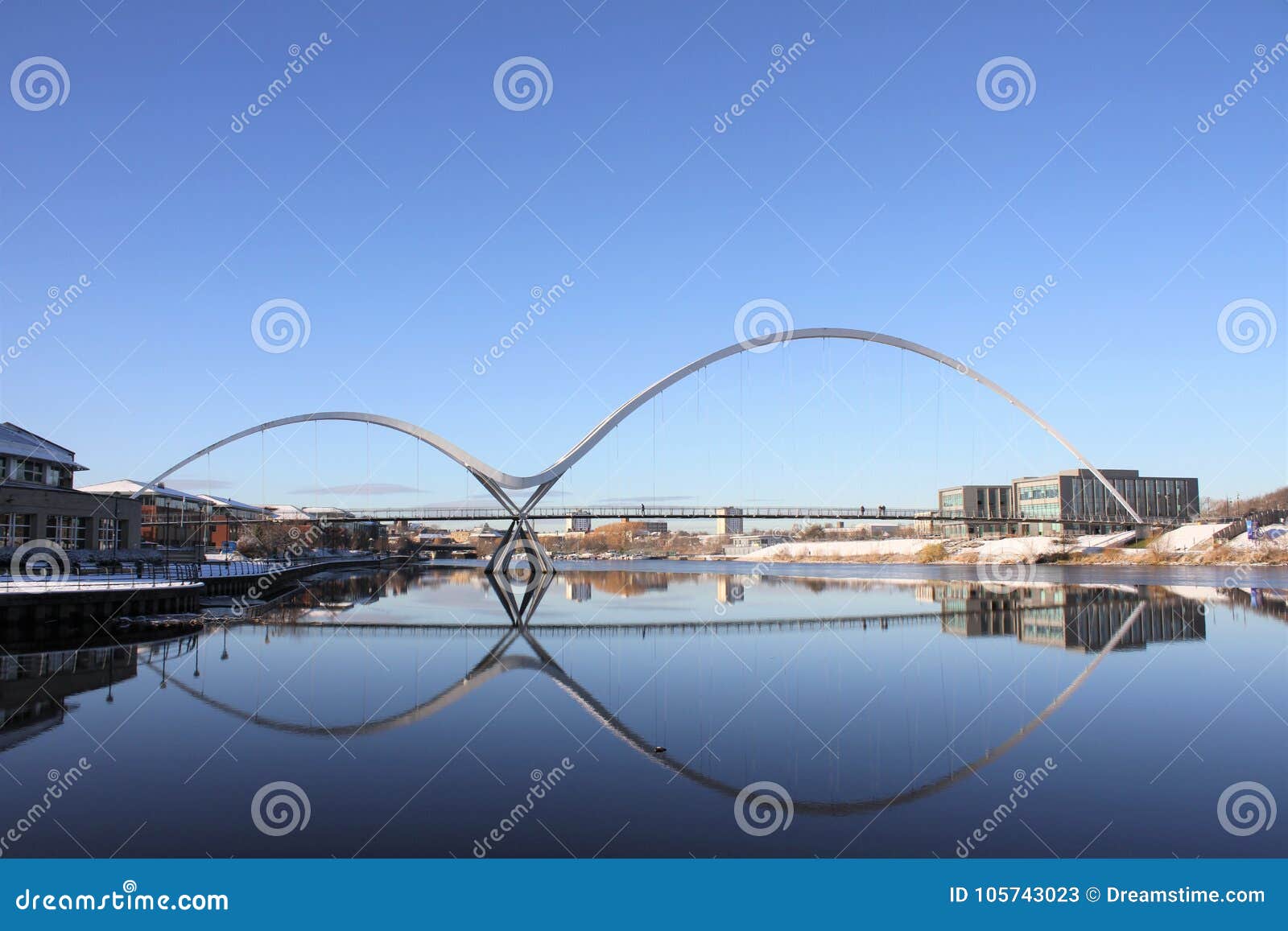 Infinity bridge reflection stock image. Image of tees - 105743023