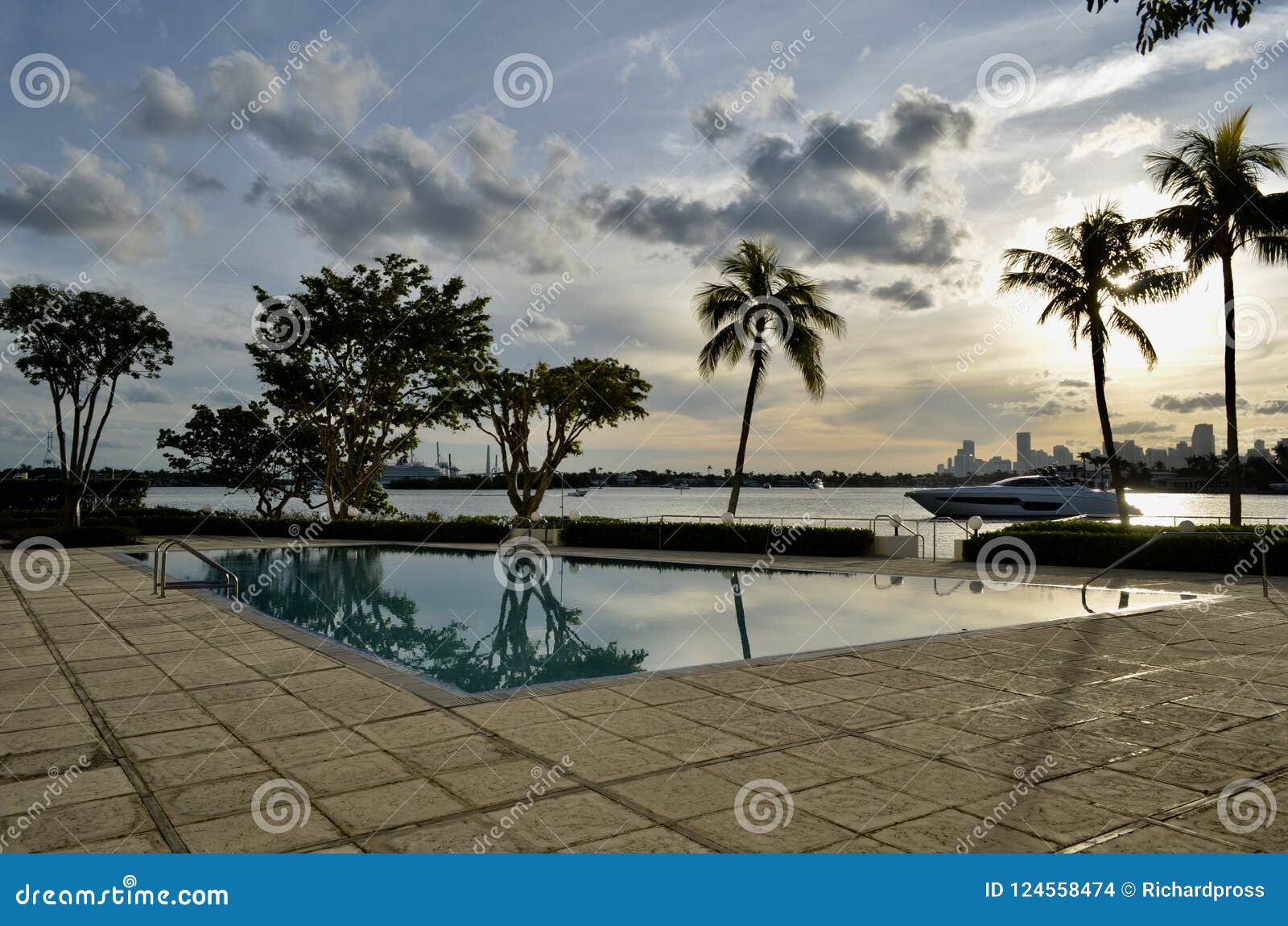 Infinity Condominium Swimming Pool in Miami Beach,Florida Stock Photo ...