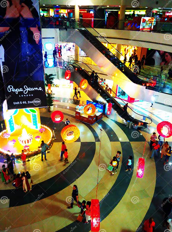 Infinity Mall Mumbai editorial photography. Image of india - 86221607