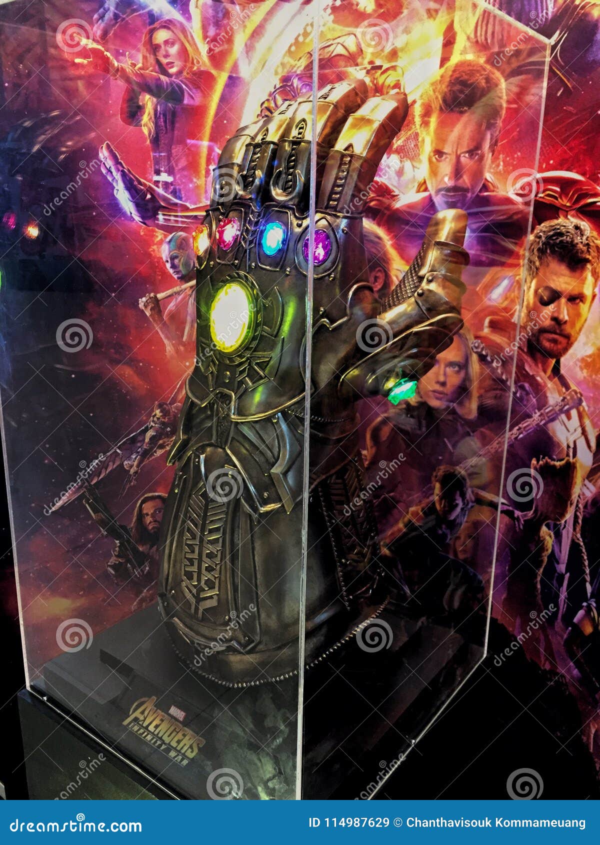 Infinity stone editorial stock image. Image of avengers - 114987629