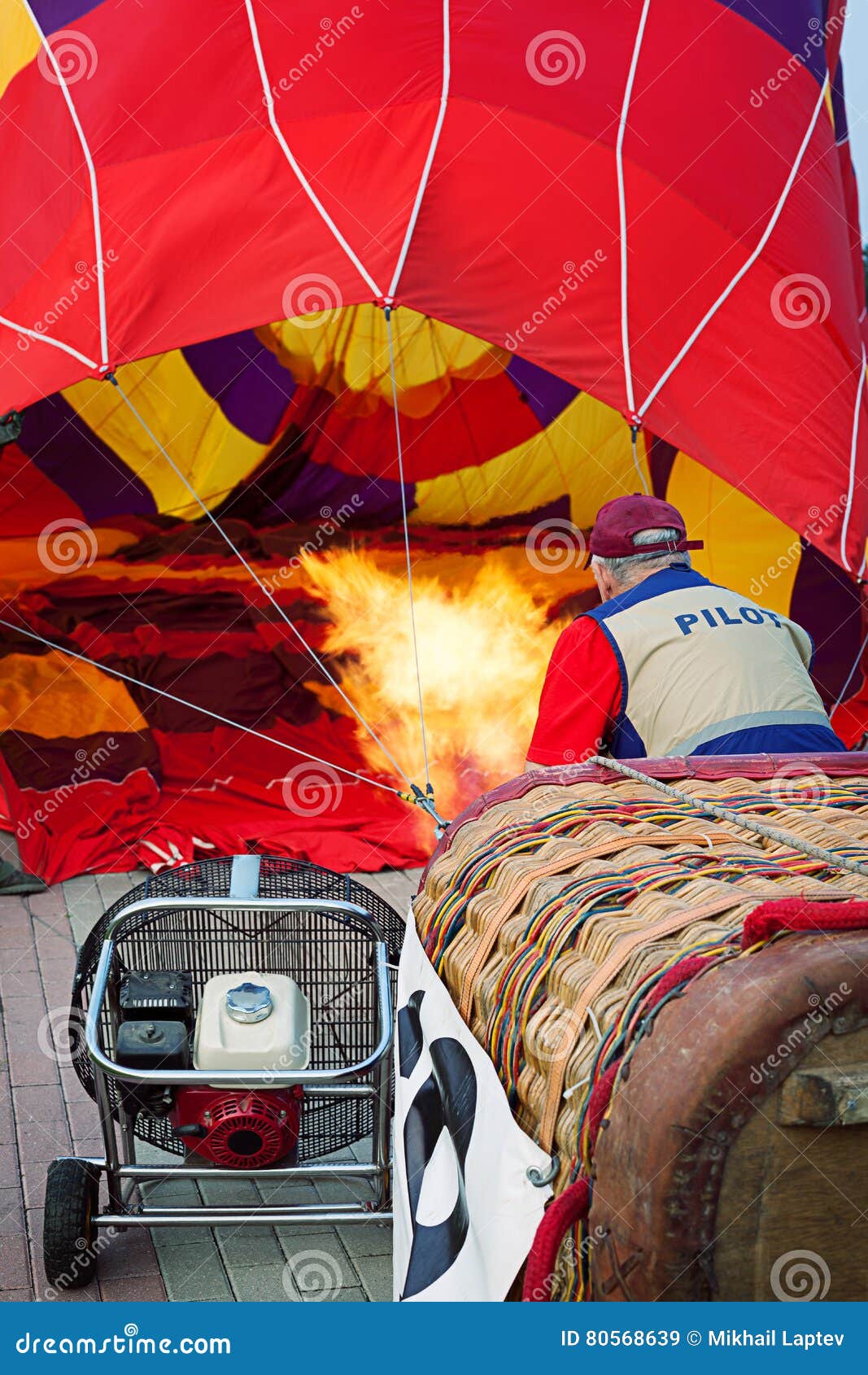 Inflation of Air Balloon for Flight Editorial Stock Image - Image of ...