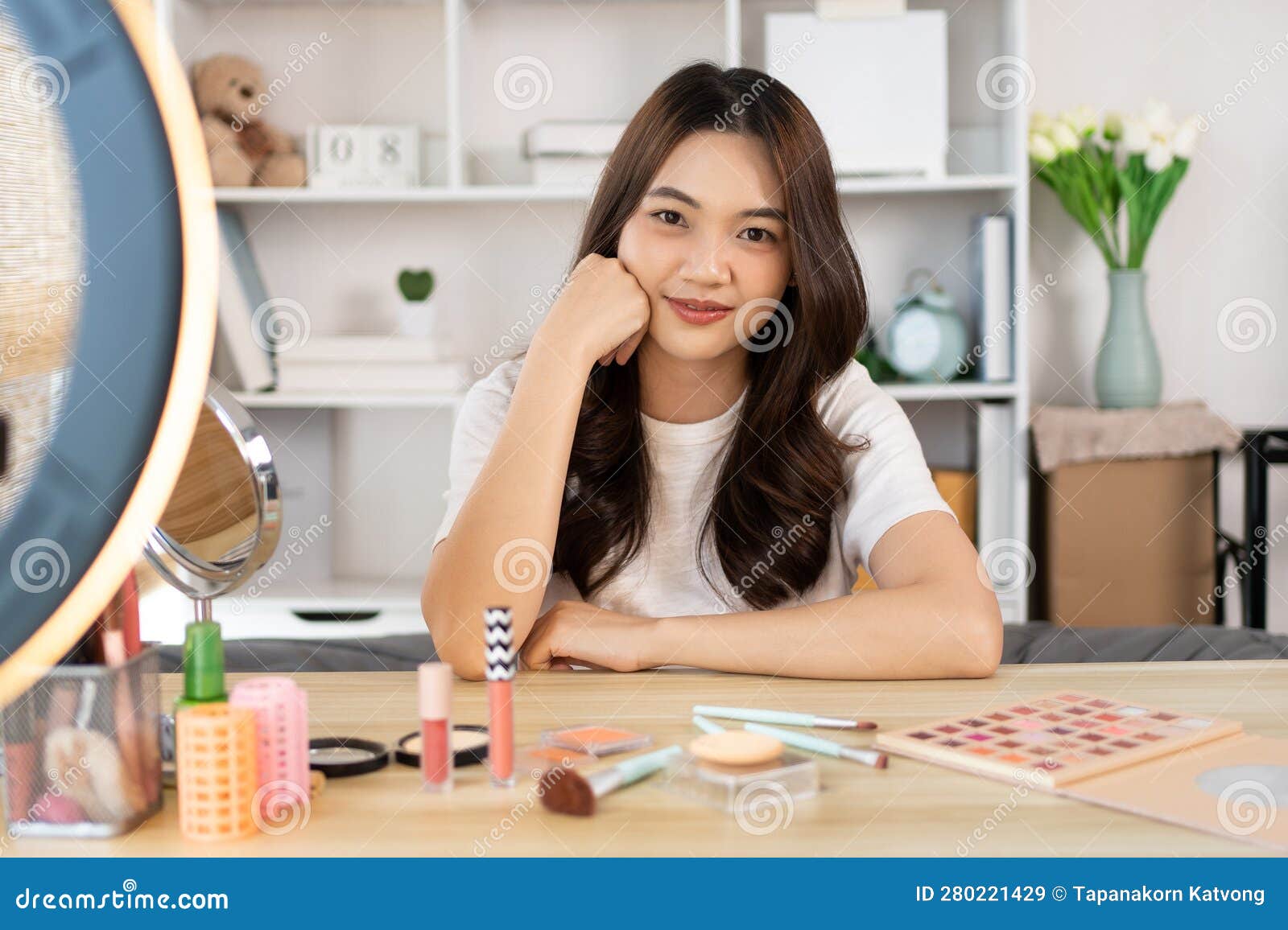 Influential Women in the Makeup Industry are Performing Live or ...