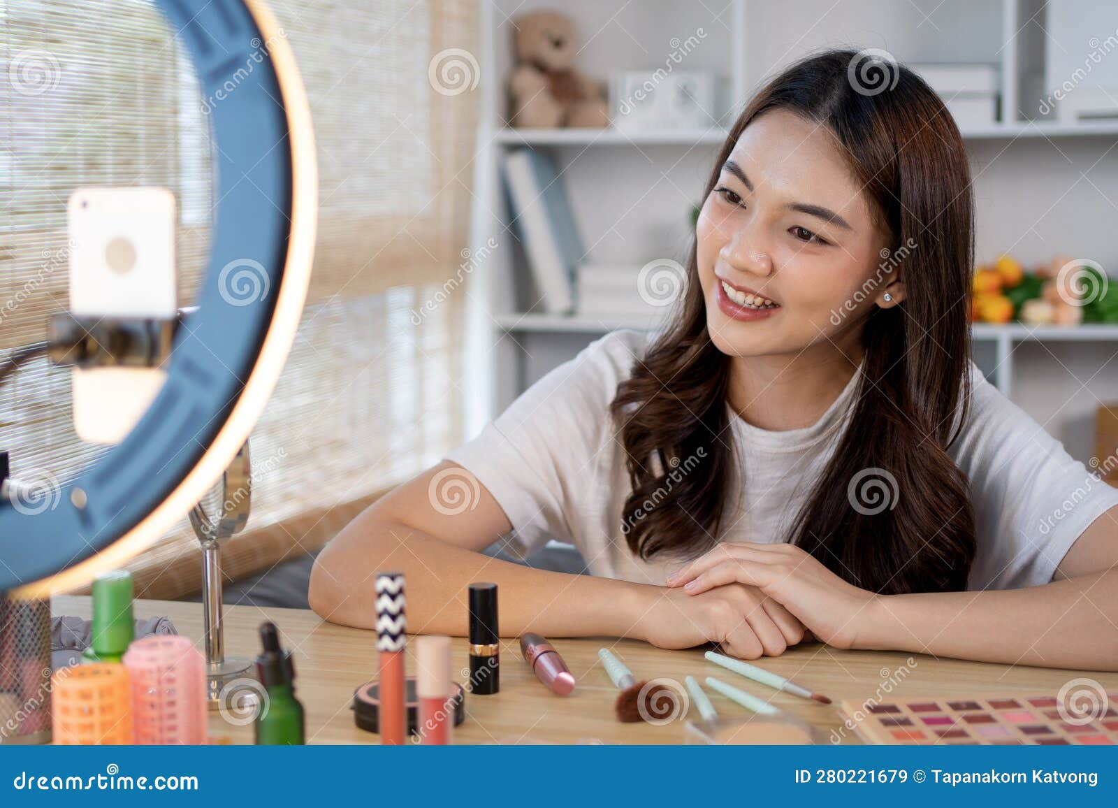 Influential Women in the Makeup Industry are Performing Live or ...