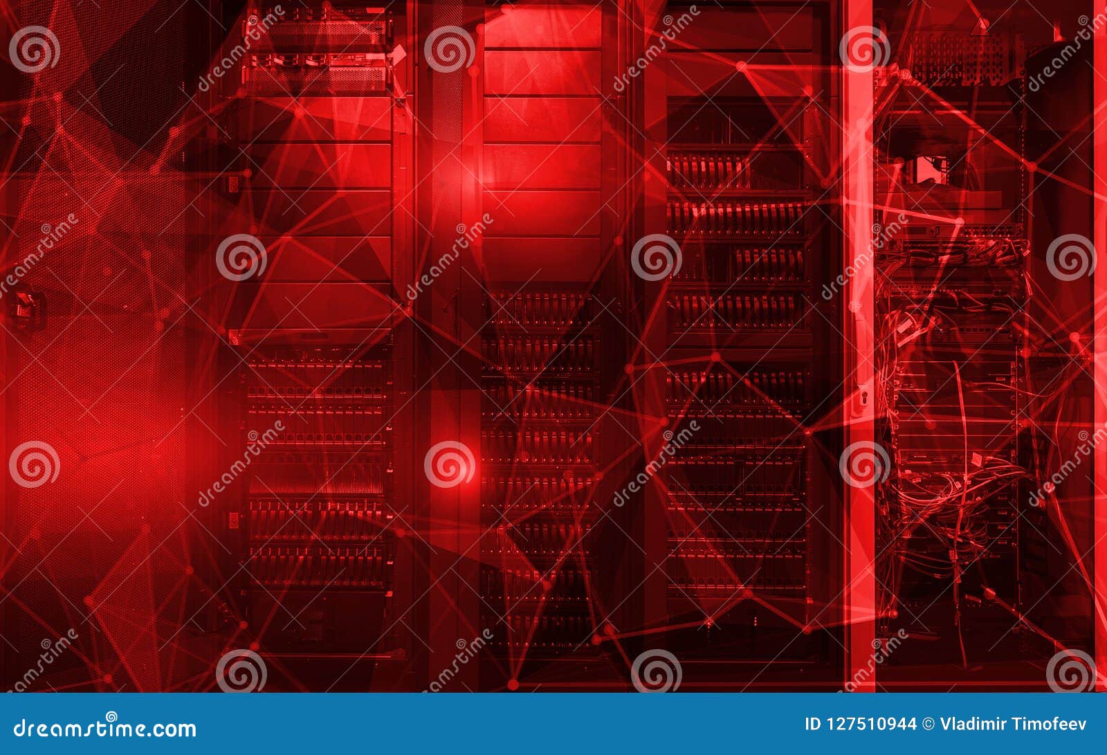 Information Flows Inside the Server, Triangulators on Top of the ...