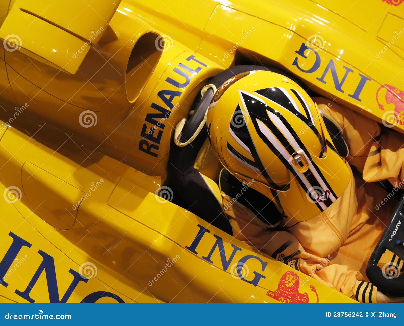 Ing Renault F1 editorial photography. Image of power - 28756242