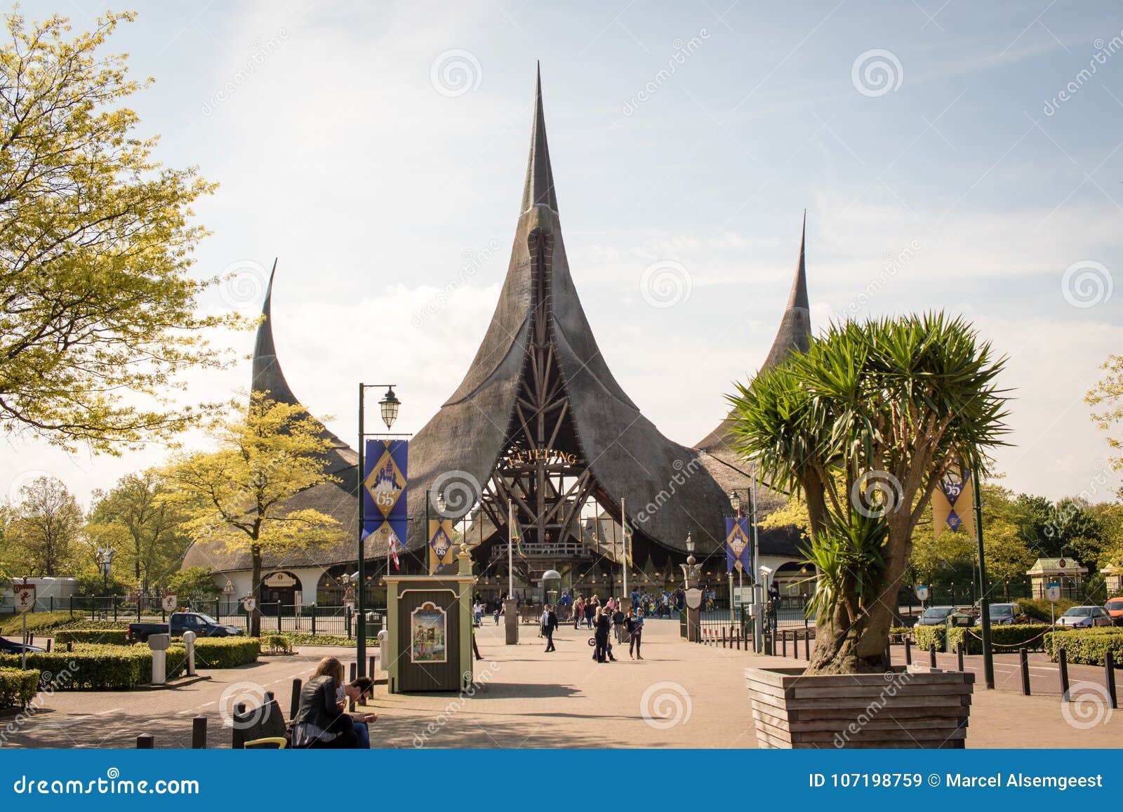 Ingang Van Themapark DE Efteling, Kaatsheuvel, Nederland, 11-05-2017 ...