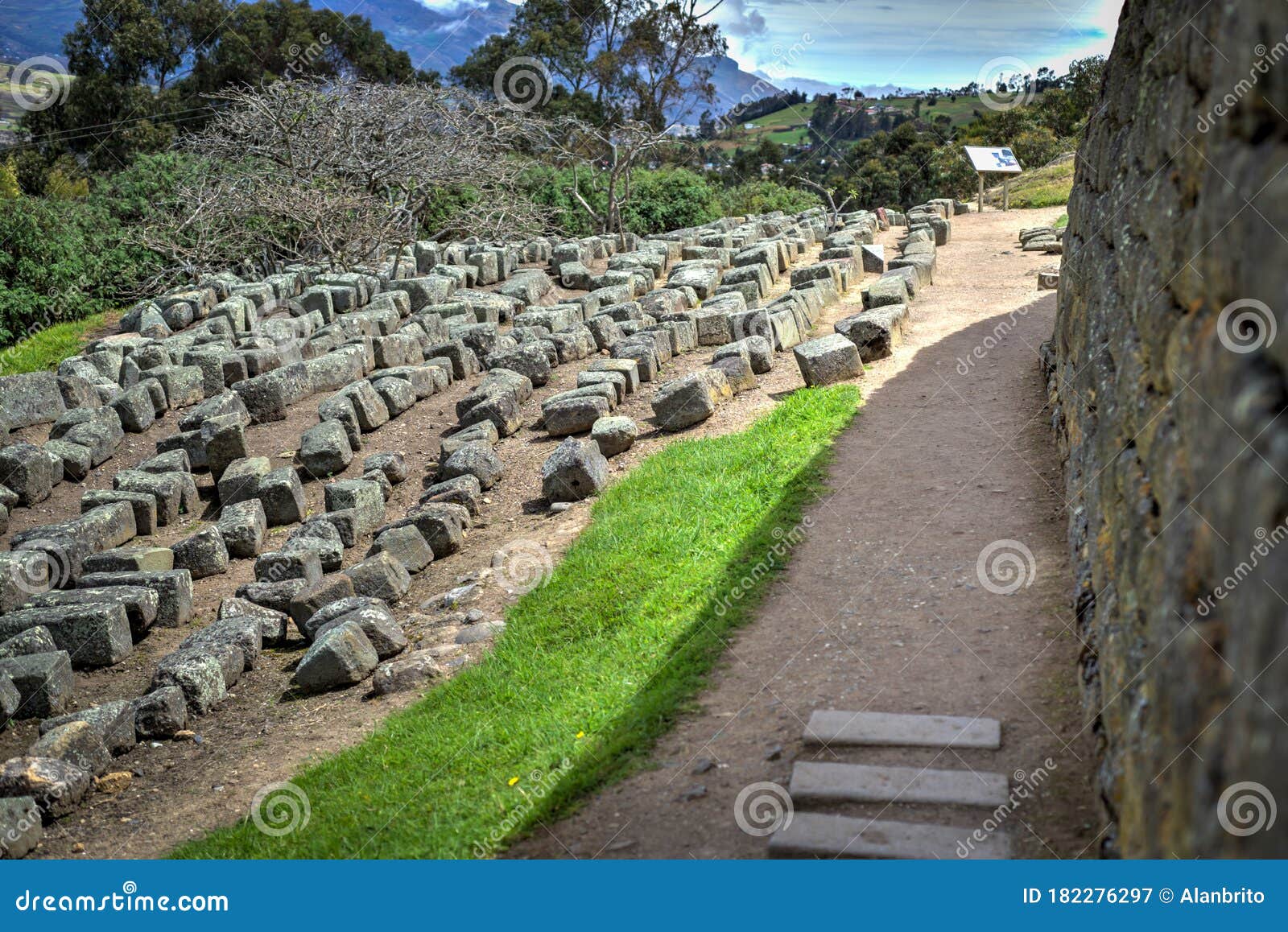 Ingapirca ruins in Ecuador stock image. Image of history - 182276297