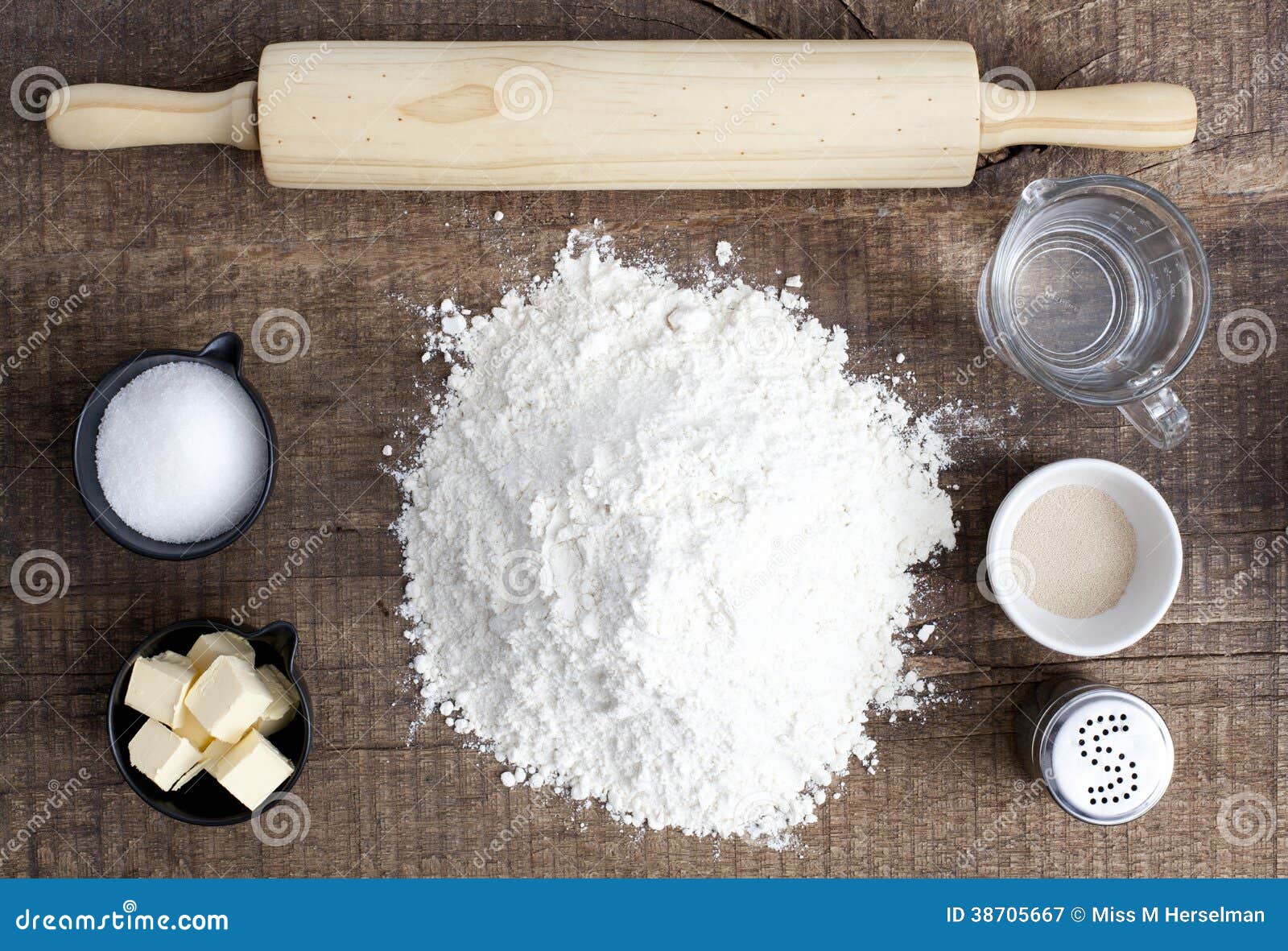 Ingrédients Pour Le Pain De Cuisson Image stock - Image du levure ...