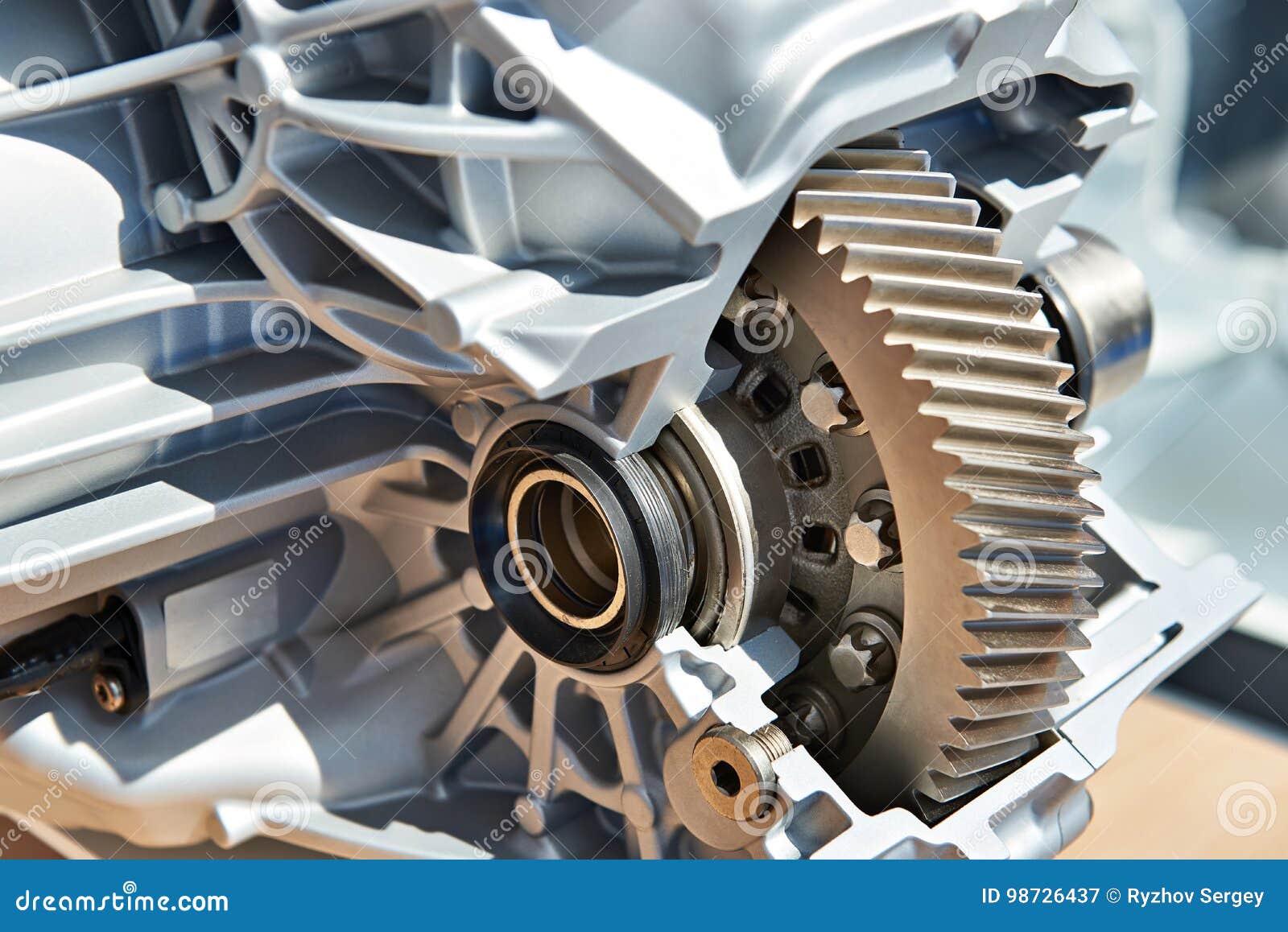 Ingranaggio Di Impulso Principale Nella Trasmissione Automatica ...