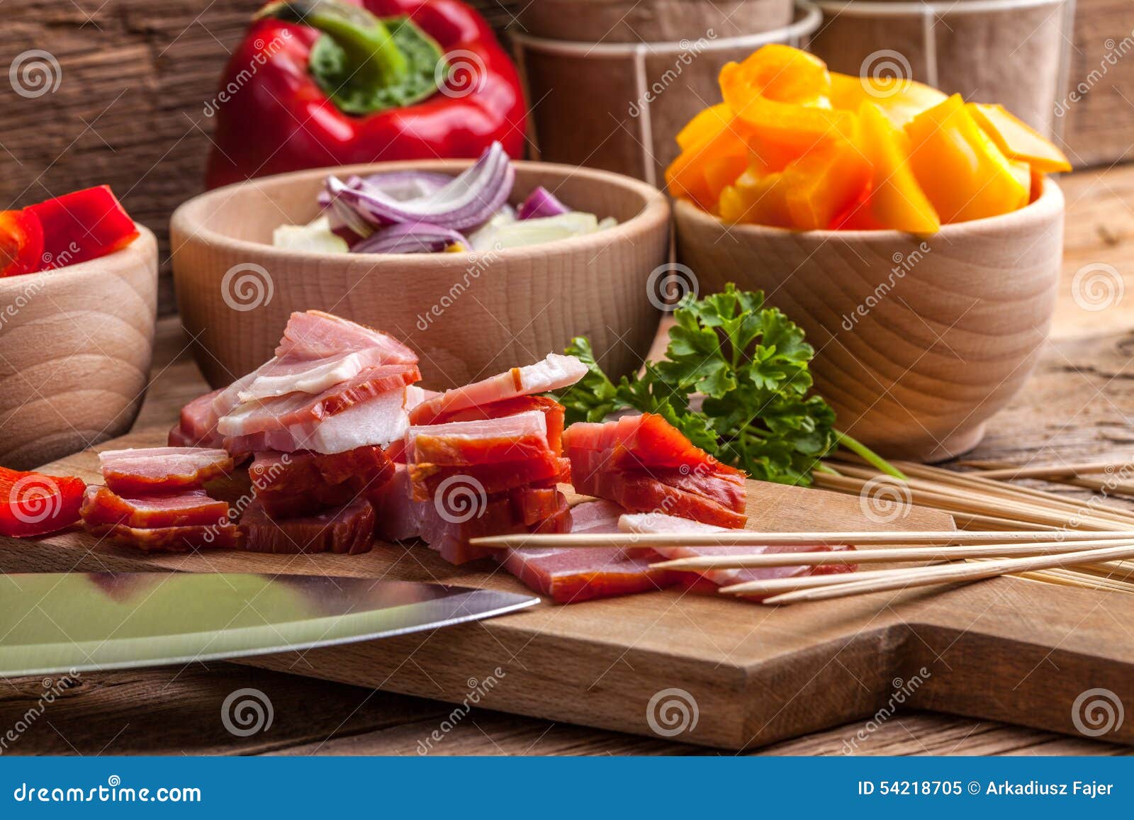 Ingredientes Para Preparar Los Pinchos Imagen de archivo - Imagen de ...