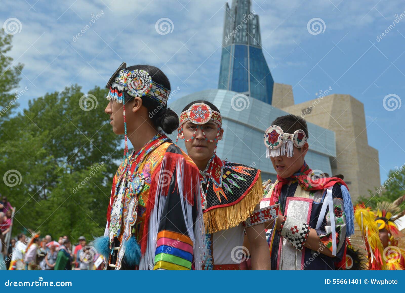 Inheemse Dag Levende Viering in Winnipeg Redactionele Foto - Image of ...