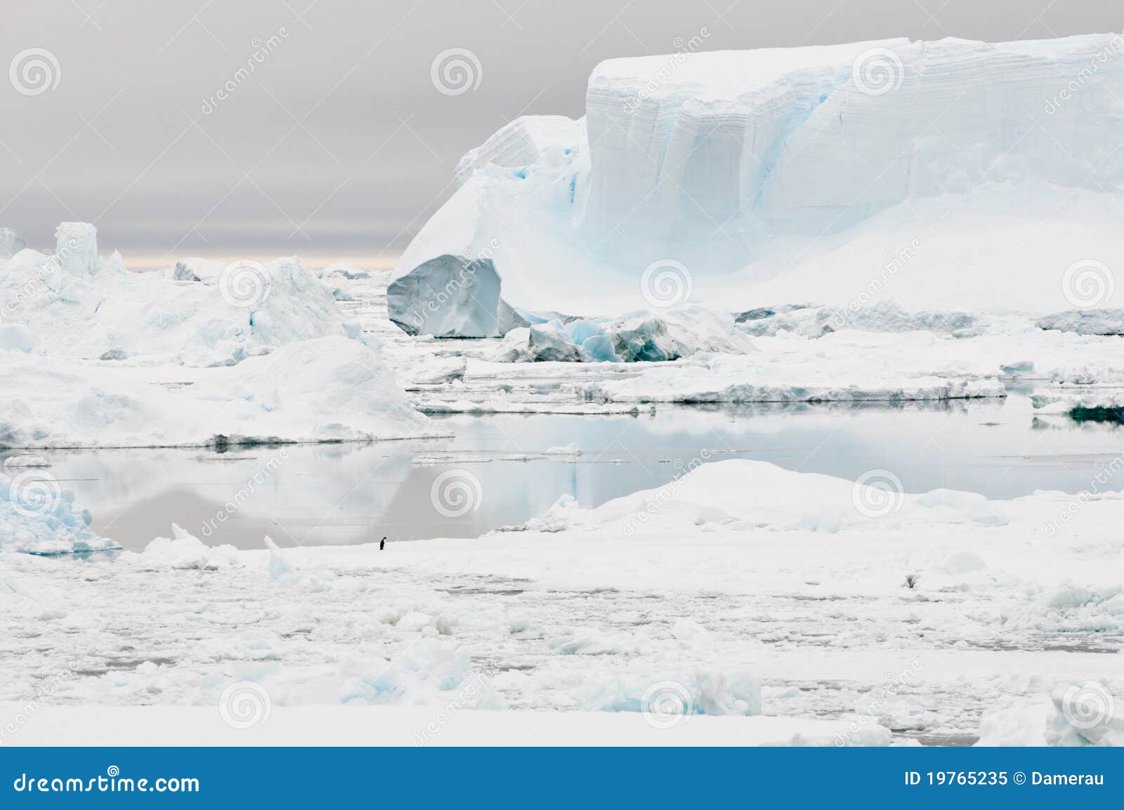 Inhospitable Antarctica stock image. Image of blue, ocean - 19765235
