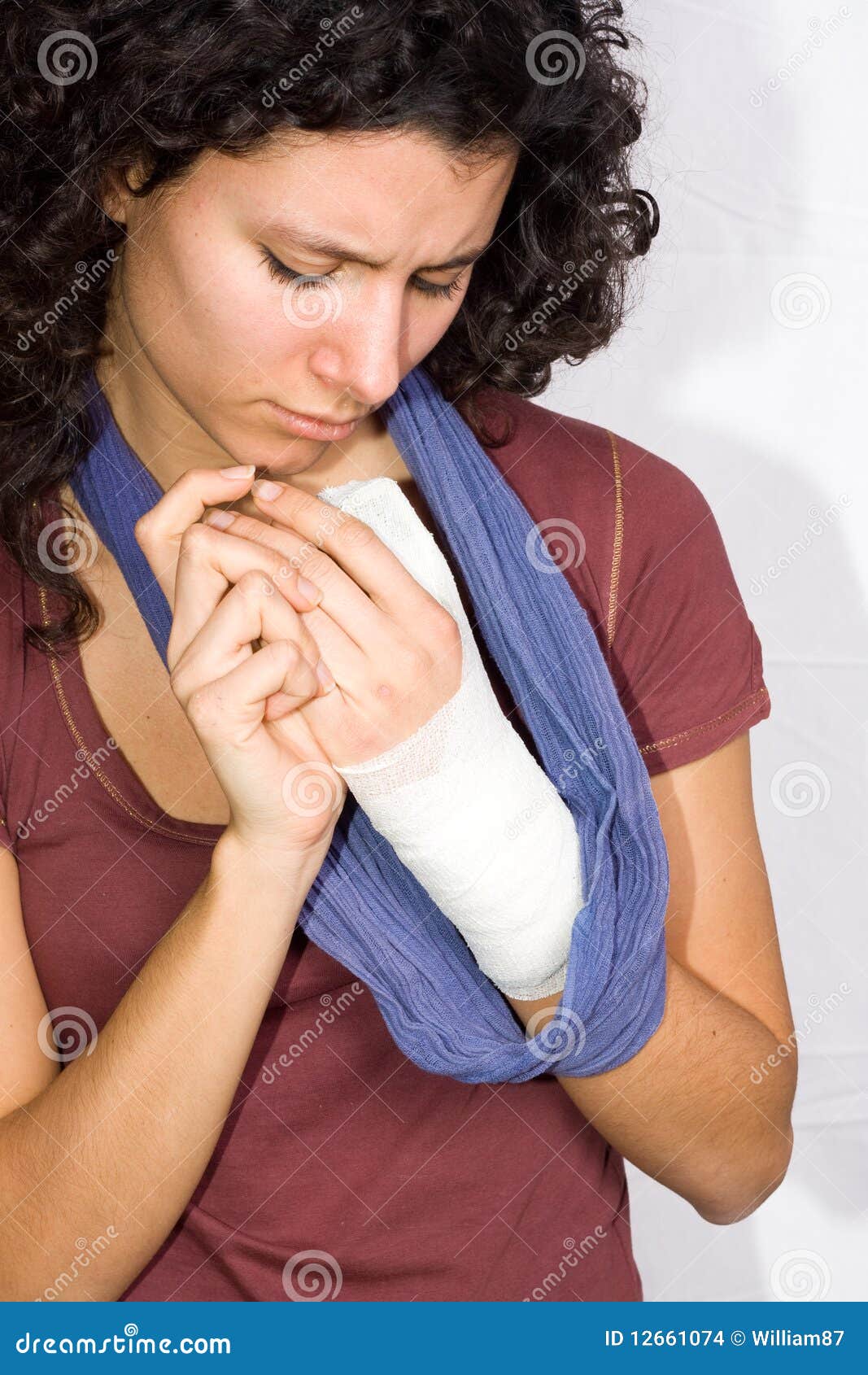 Injured hand stock photo. Image of hand, hurt, treat - 12661074