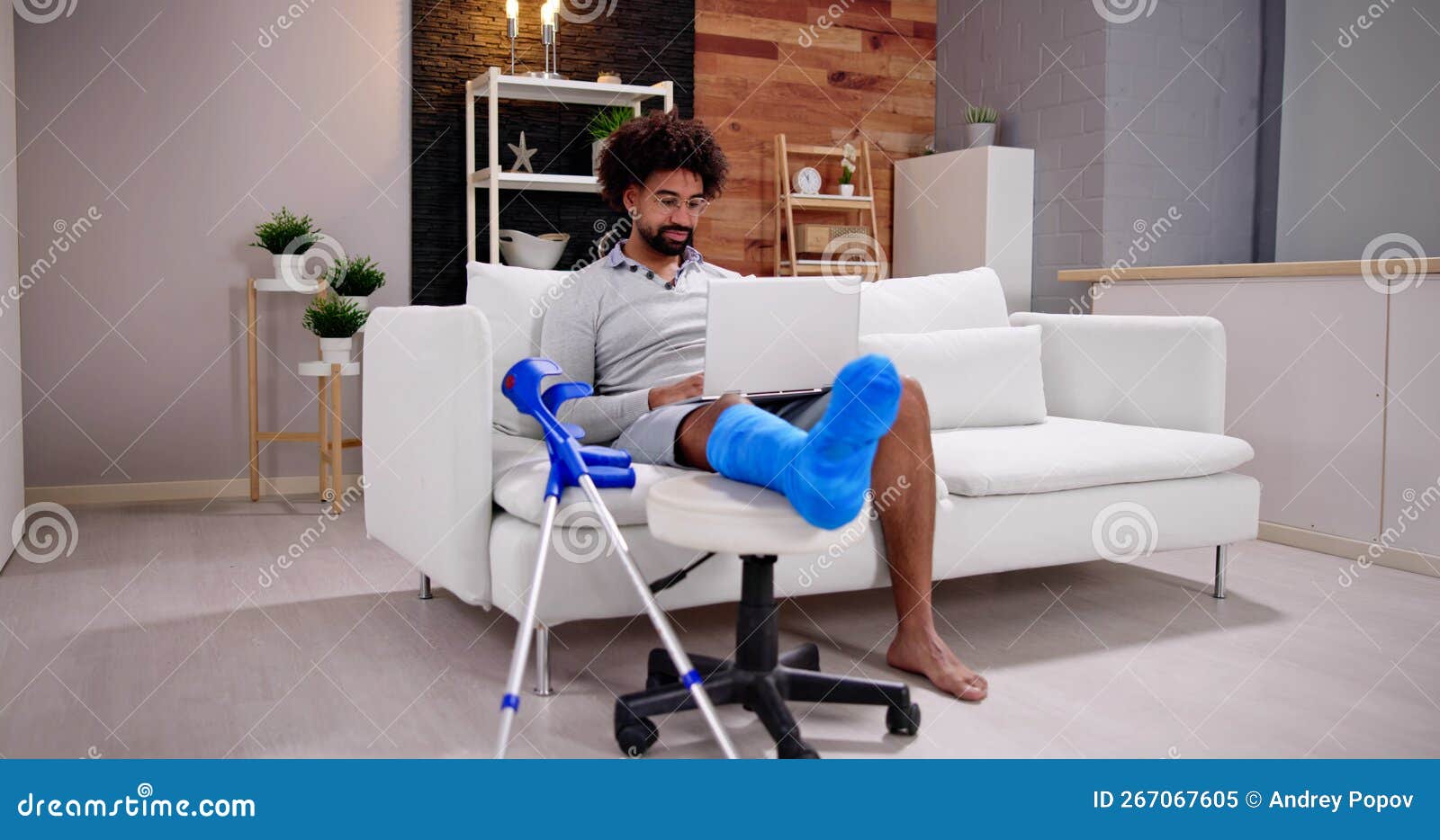 Injured Man with Broken Leg Stock Image - Image of african, pain: 267067605
