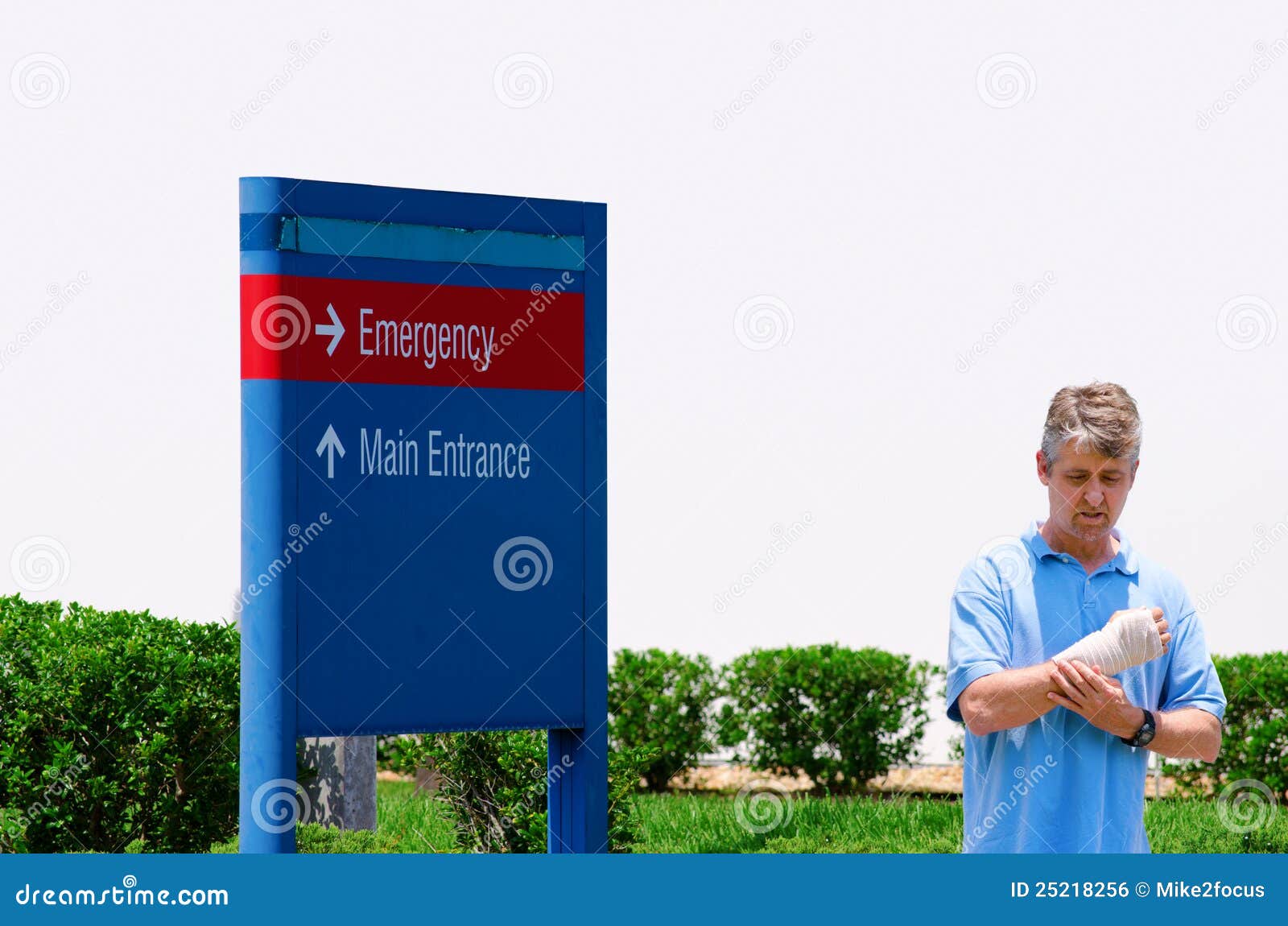 Injured Man by Emergency Room Stock Photo - Image of ambulance ...